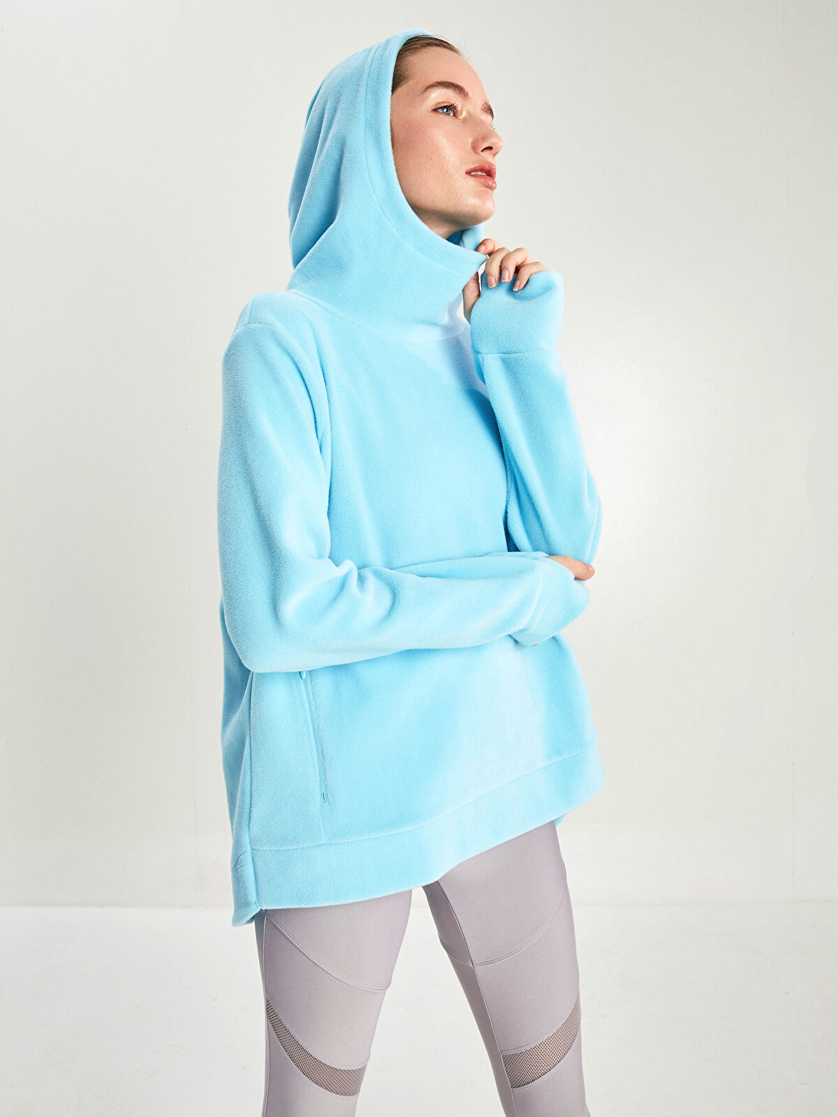 LCW ACTIVE Kapüşonlu Düz Uzun Kollu Polar Kadın Sweatshirt