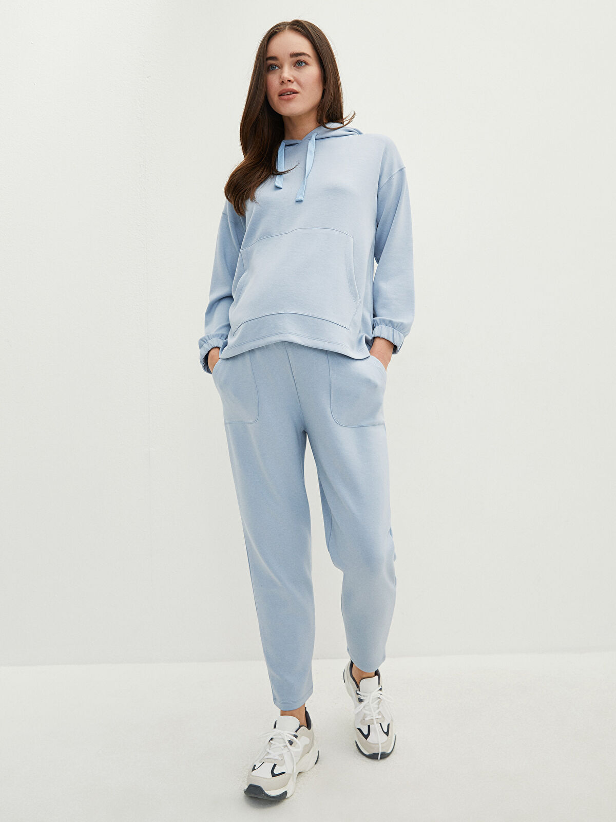 Beli Lastikli Düz Cep Detaylı Skuba Kumaş Hamile Eşofman Altı Beli Lastikli Düz Cep Detaylı Skuba Kumaş Hamile Eşofman Altı