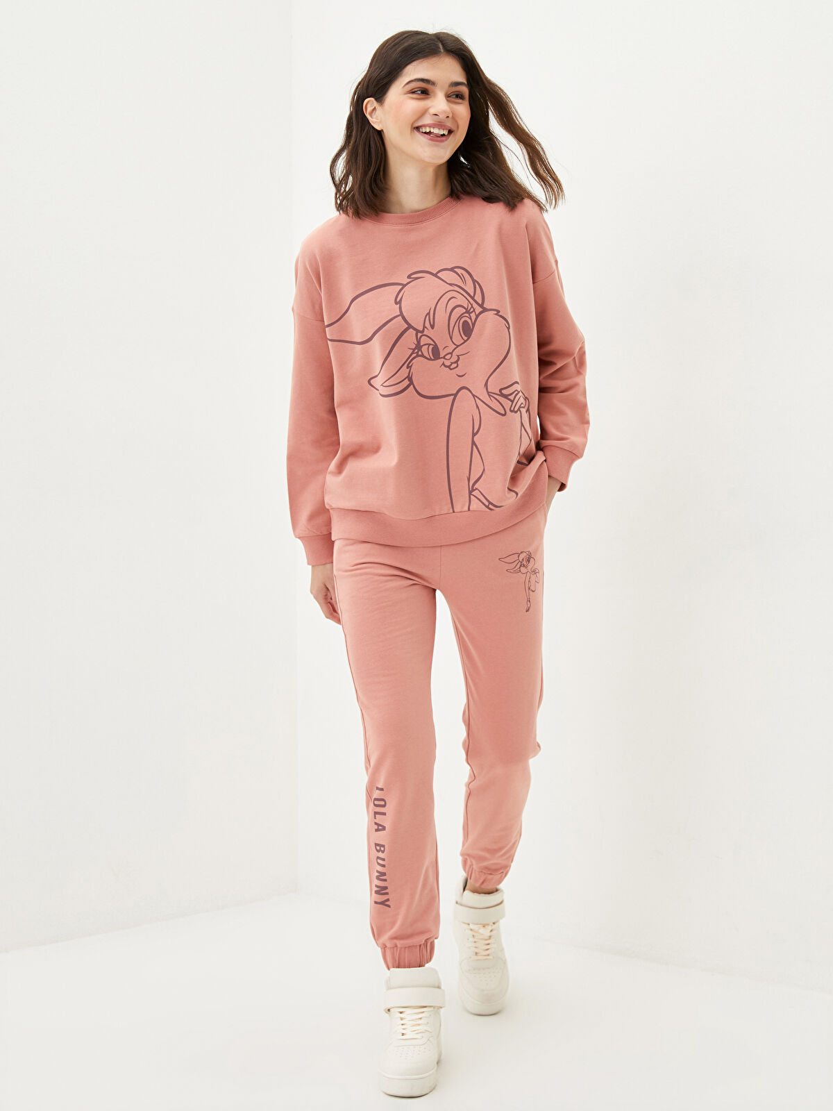 LCW CASUAL Beli Lastikli Lola Bunny Baskılı Kadın Eşofman Altı