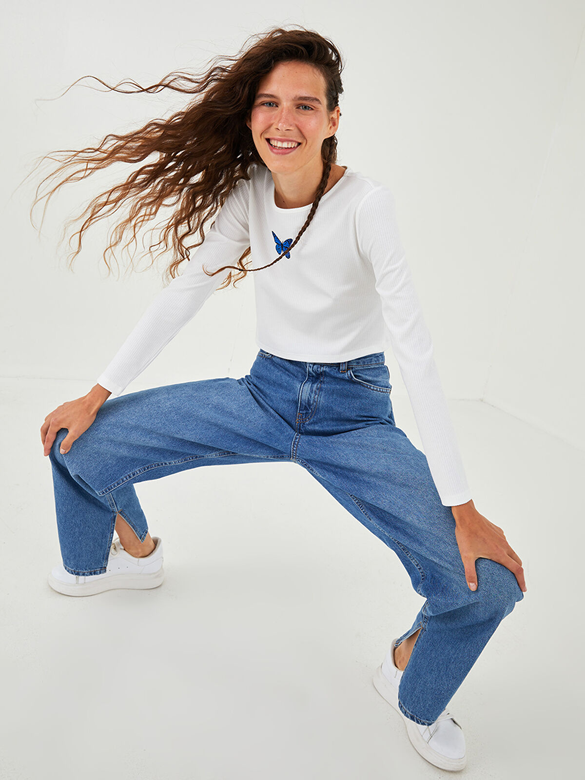 XSIDE Bisiklet Yaka Kelebek Nakışlı Uzun Kollu Kadın Kazak XSIDE Bisiklet Yaka Kelebek Nakışlı Uzun Kollu Kadın Kazak