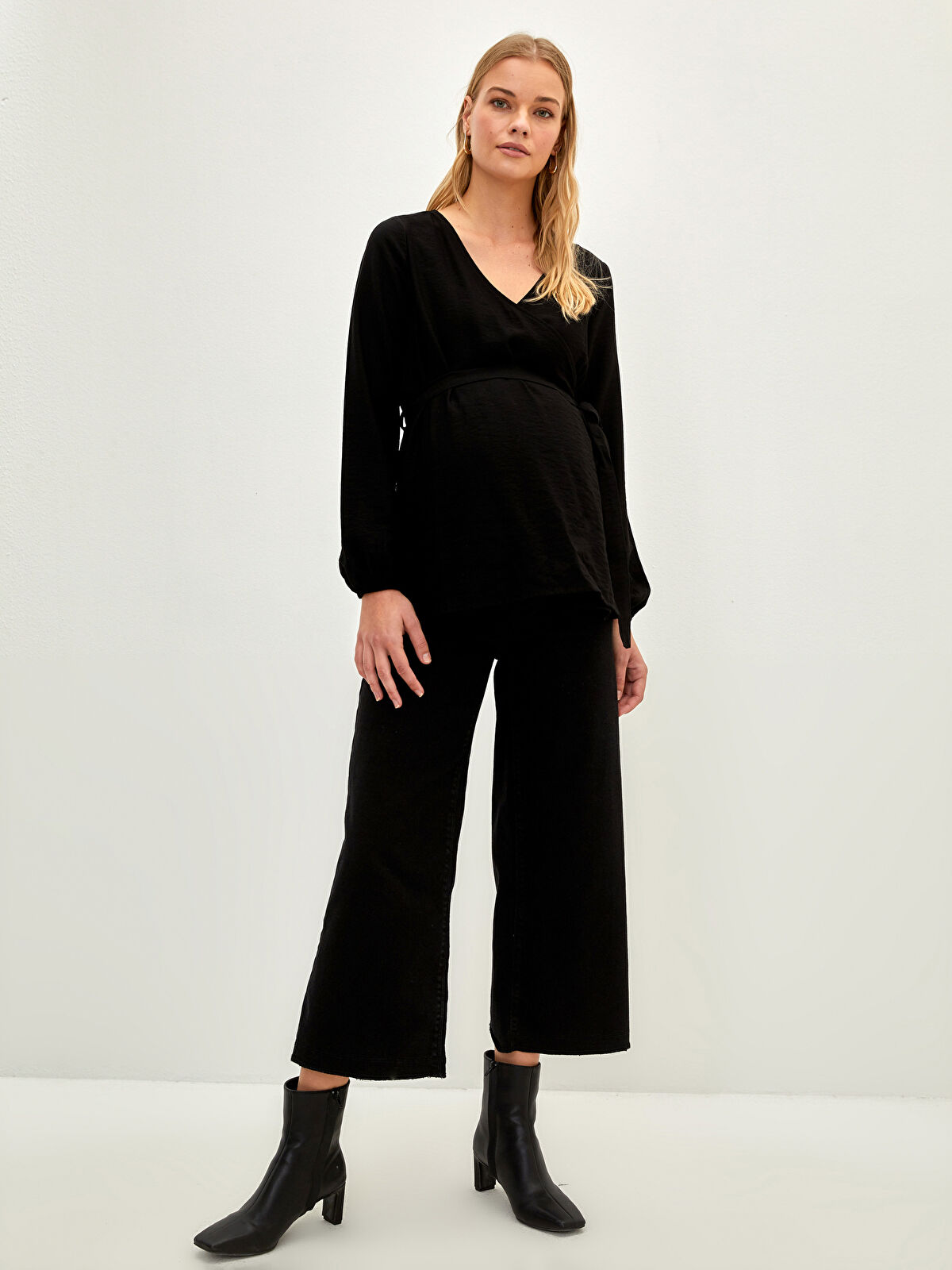 Karın Panelli Rahat Kalıp Cep Detaylı Hamile Rodeo Jean Pantolon