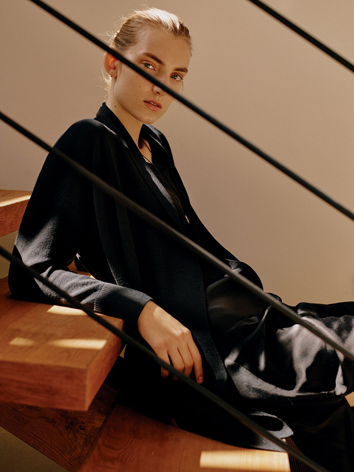 NATUVERA Şal Yaka Düz Beli Kuşak Detaylı Uzun Kollu Kadın Triko Hırka