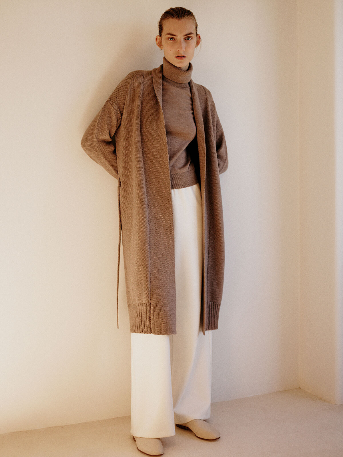 NATUVERA Şal Yaka Düz Beli Kuşak Detaylı Uzun Kollu Kadın Triko Hırka