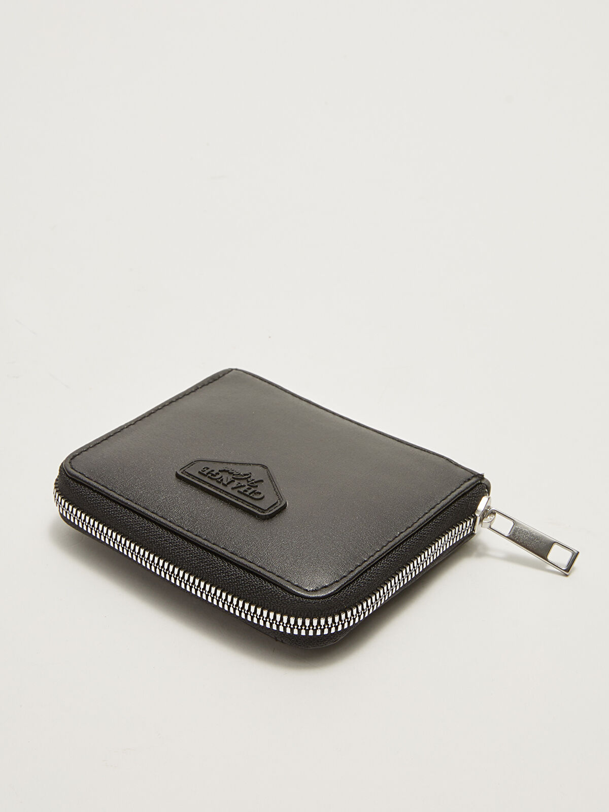 Deri Görünümlü Etiket Detaylı Kadın Cüzdan