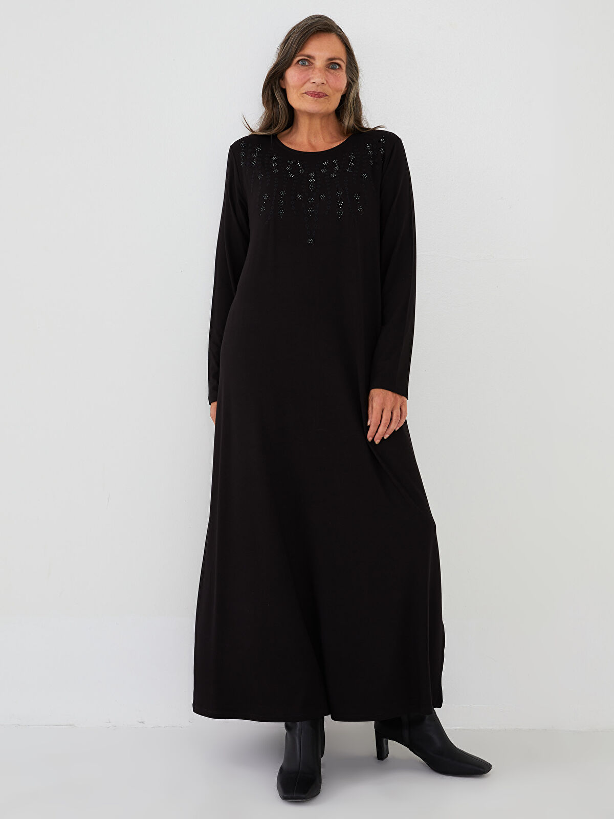 LCW GRACE Bisiklet Yaka Nakışlı Uzun Kollu A Kesim Viskon Kadın Elbise