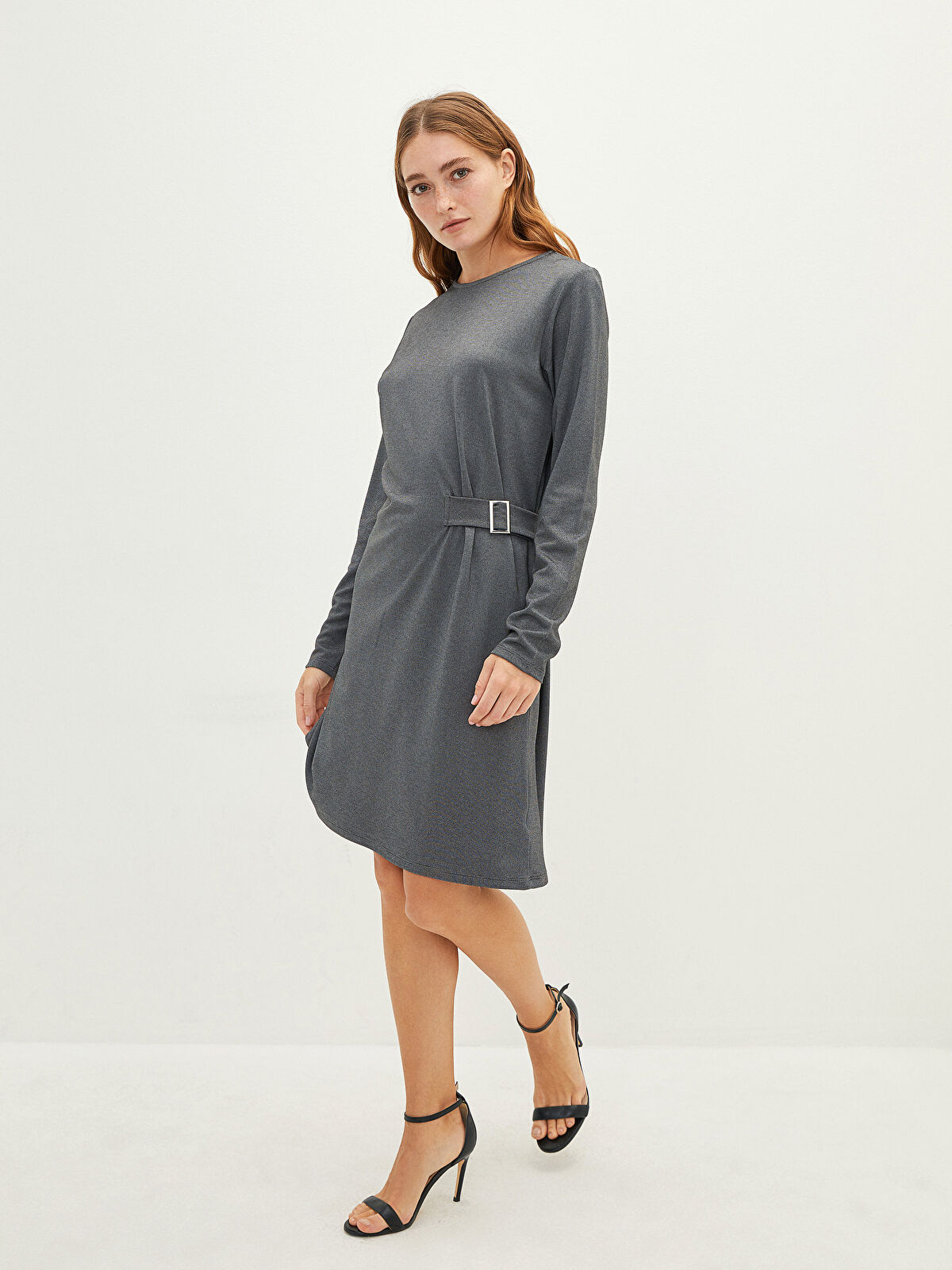 LCW CLASSSIC Bisiklet Yaka Düz Uzun Kollu Kaşkorse Kumaş Kadın Elbise