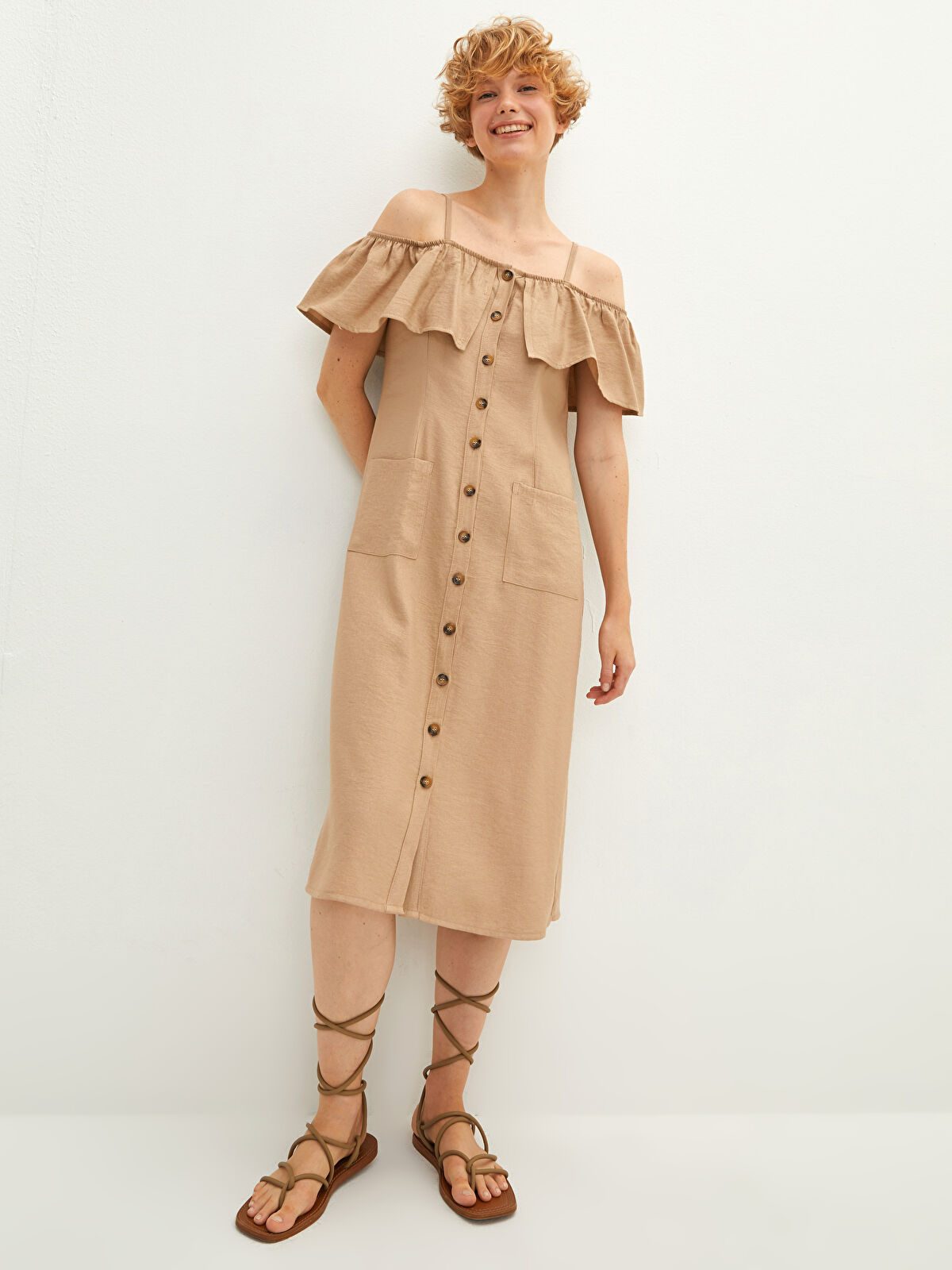 LCW CASUAL Kare Yaka Düz Kısa Kollu A Kesim Kadın Elbise