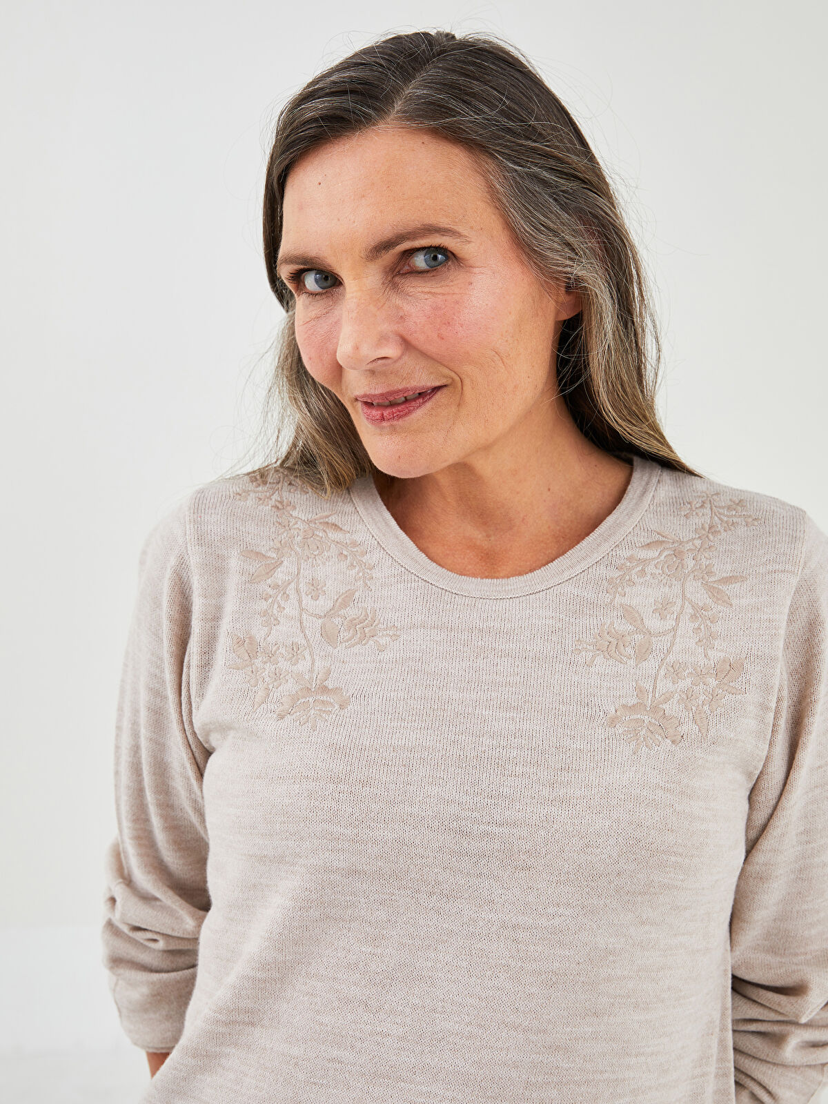 LCW GRACE Bisiklet Yaka Nakışlı Uzun Kollu Kadın Triko Kazak