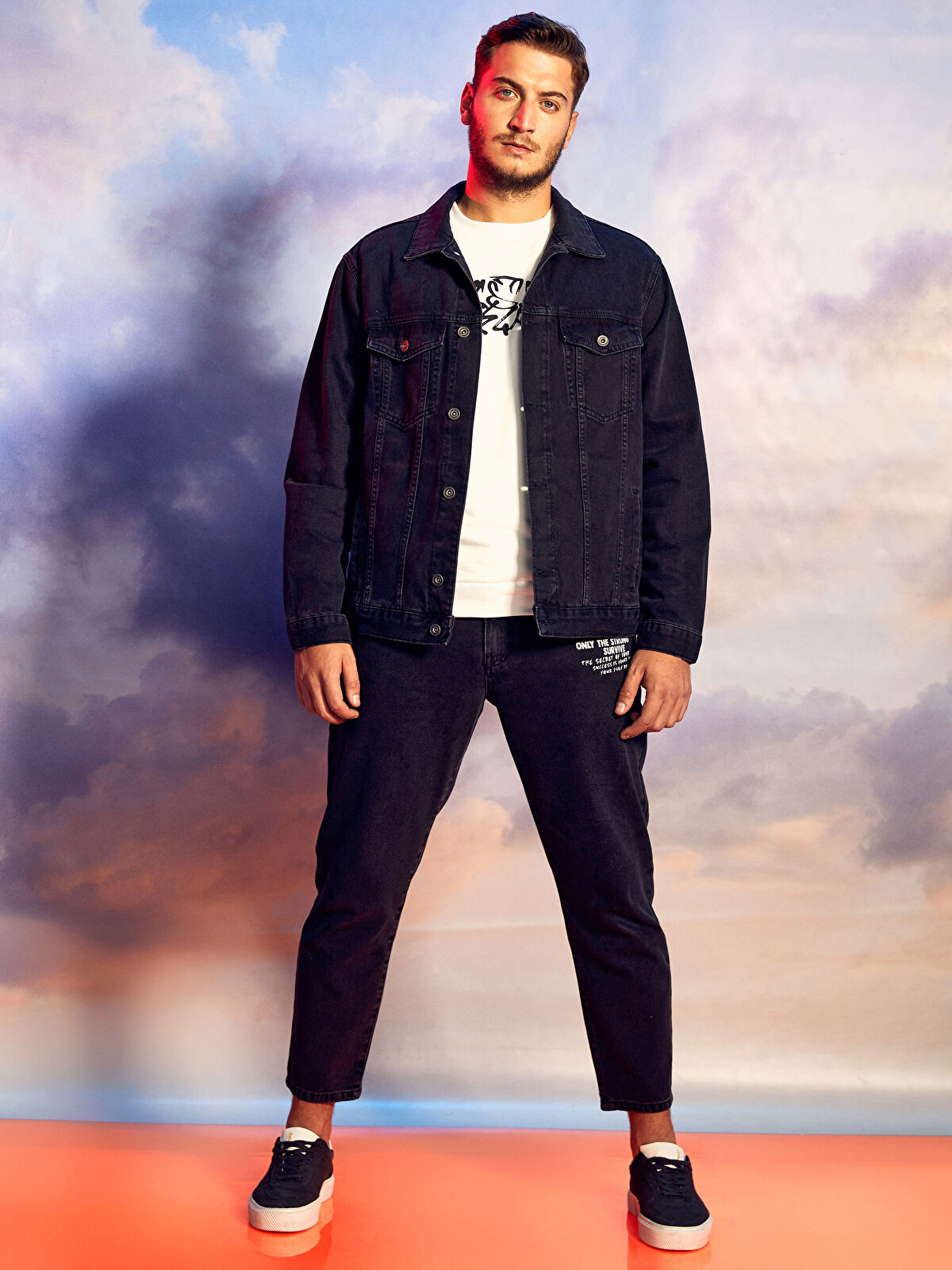 X-SIDE x Berkay Yuvakuran Erkek Jean Pantolon - Loose Fit X-SIDE x Berkay Yuvakuran Erkek Jean Pantolon - Loose Fit