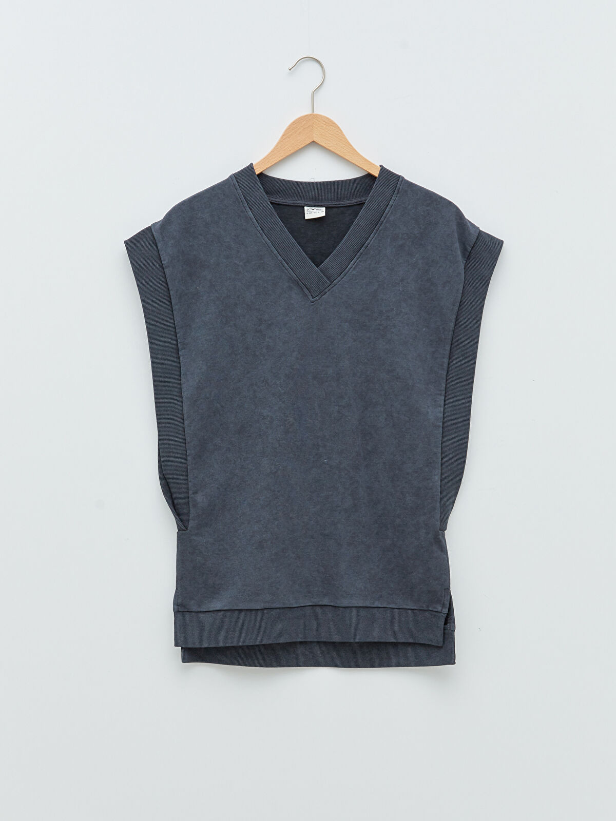V Yaka Kolsuz Basic Erkek Çocuk Sweatshirt V Yaka Kolsuz Basic Erkek Çocuk Sweatshirt