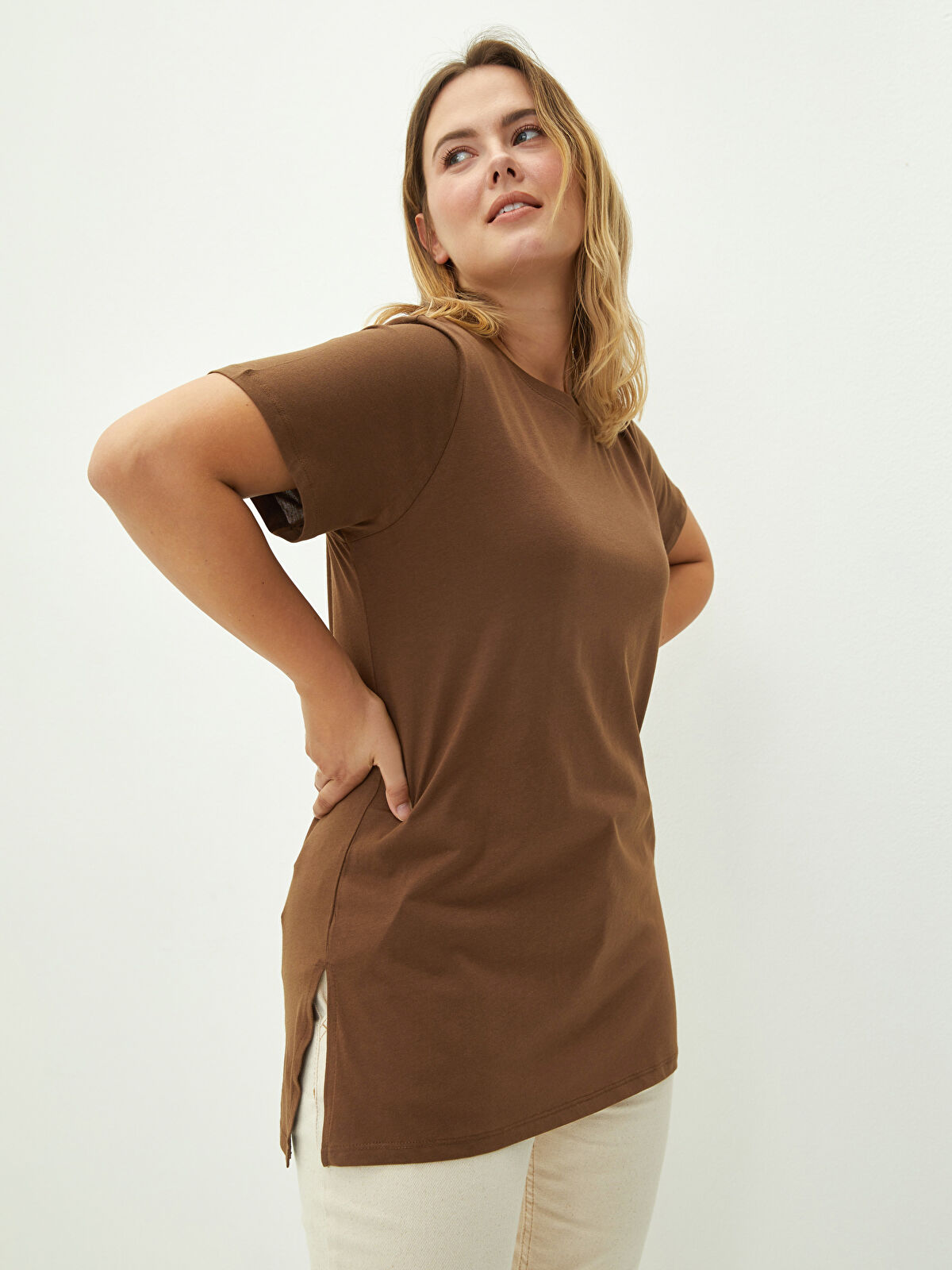 Büyük Beden Bisiklet Yaka Düz Kısa Kollu Pamuklu Kadın Tişört