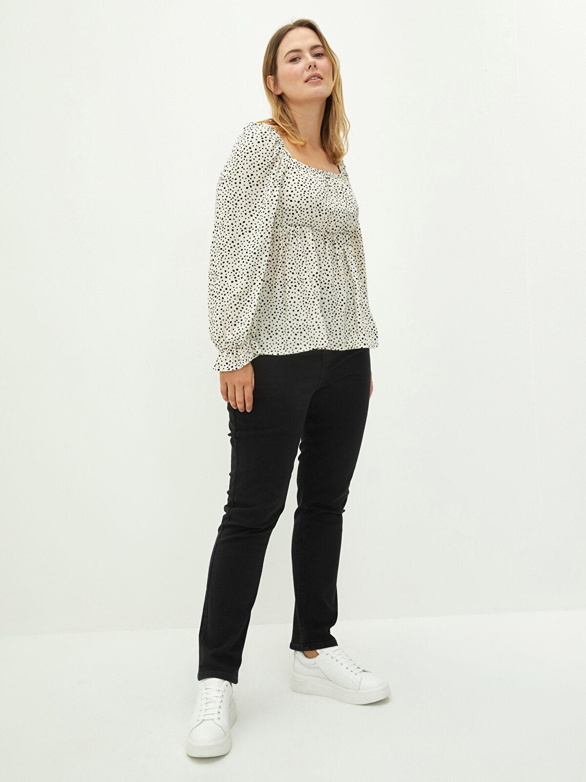 Büyük Beden Normal Bel Standart Fit Cep Detaylı Kadın Rodeo Jean Pantolon