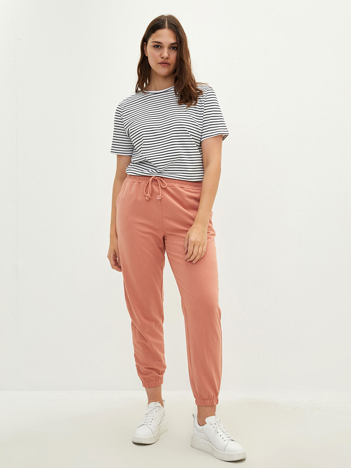 Büyük Beden Beli Lastikli Cep Detaylı Kadın Jogger Eşofman Altı