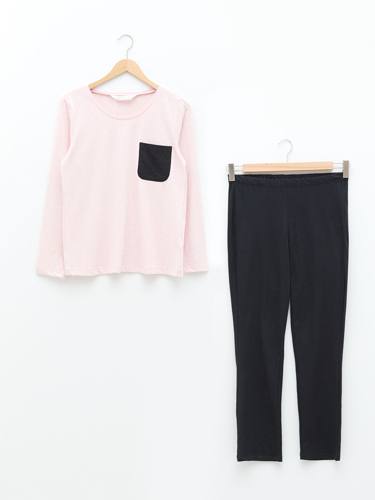 LCW DREAM Bisiklet Yaka Puantiyeli Uzun Kollu Pamuklu Kadın Pijama Takımı