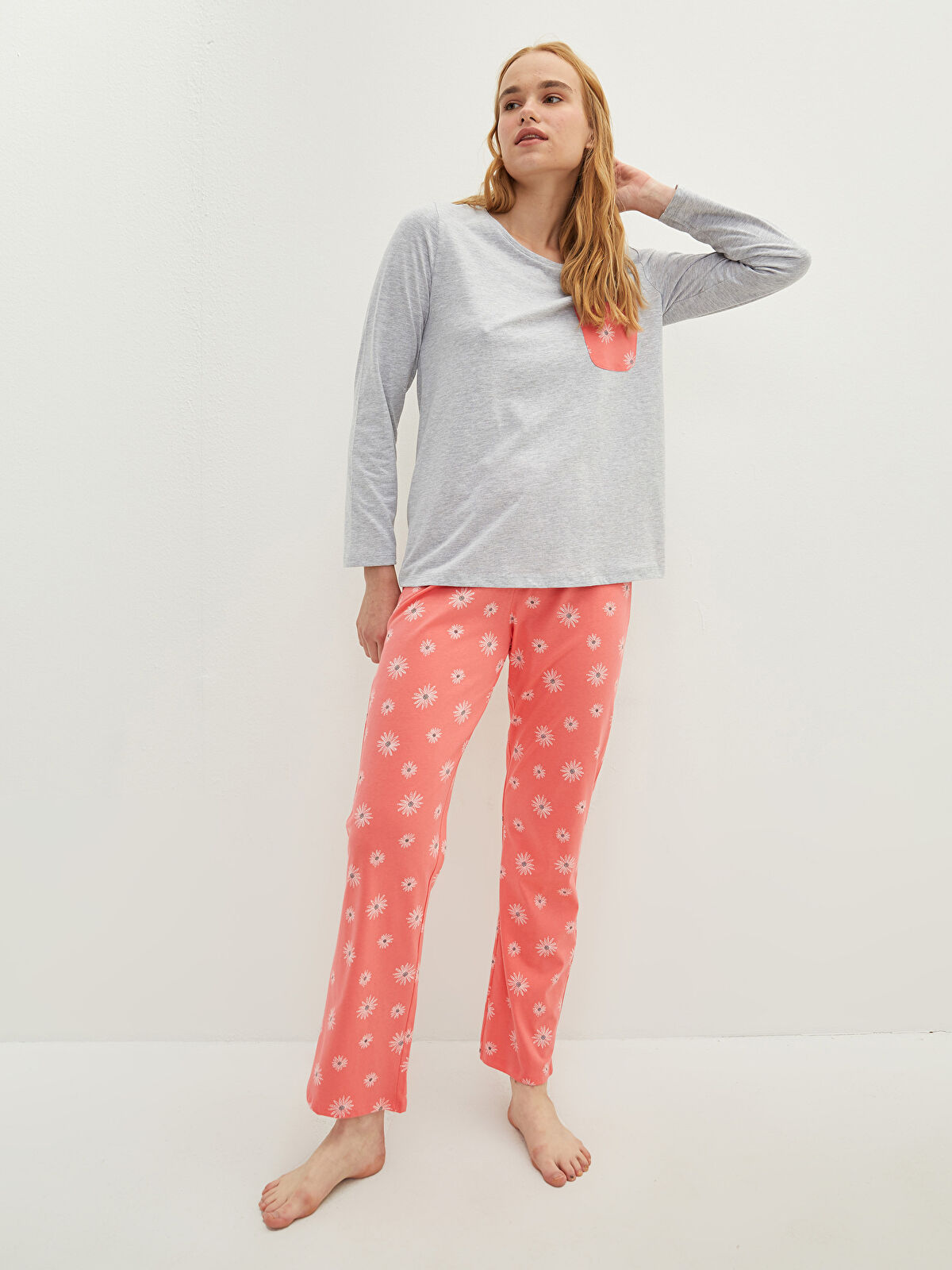 LCW DREAM Bisiklet Yaka Puantiyeli Uzun Kollu Pamuklu Kadın Pijama Takımı