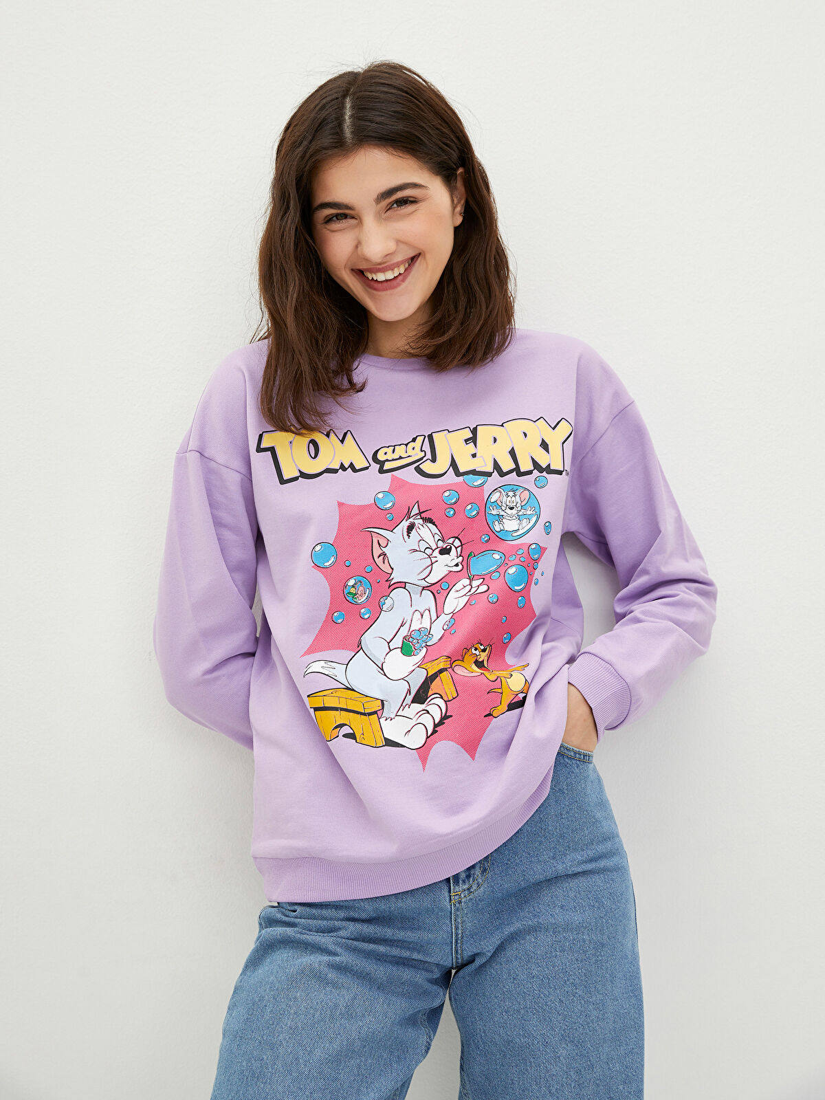 LCW CASUAL Bisiklet Yaka Tom ve Jerry Baskılı Uzun Kollu Kadın Sweatshirt