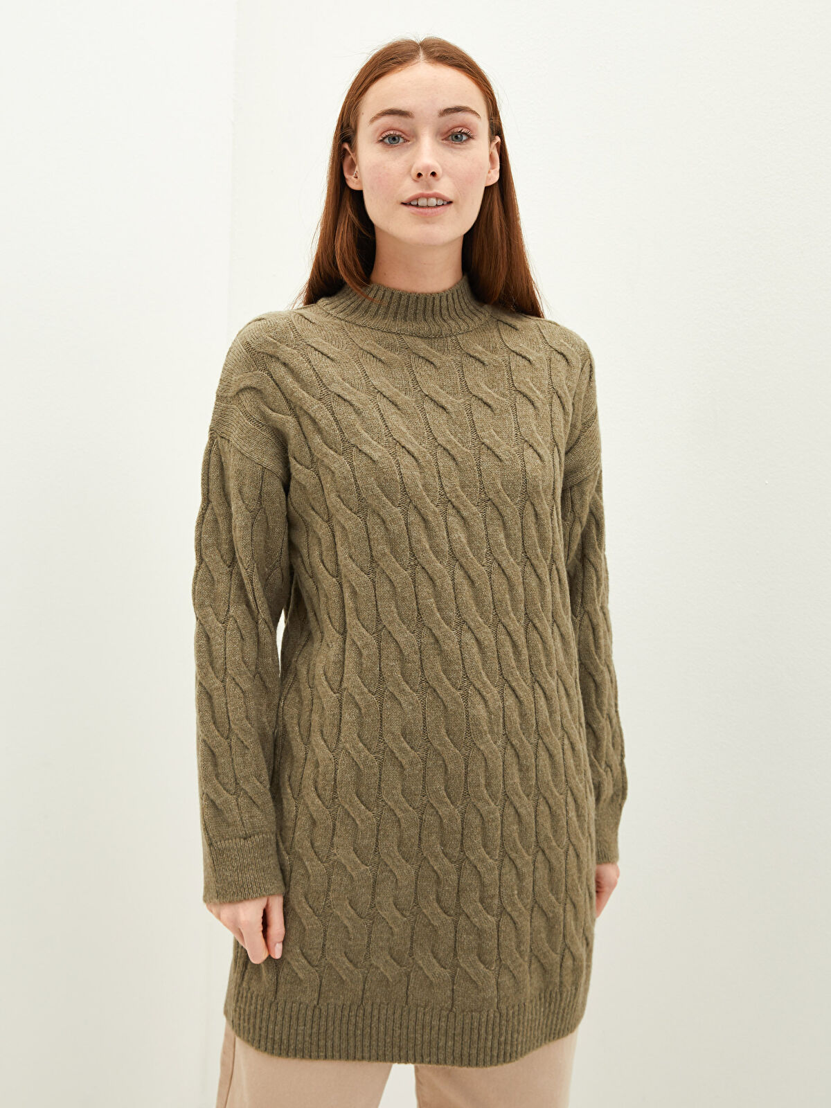 MODEST Yarım Balıkçı Yaka Kendinden Desenli Uzun Kollu Kadın Triko Tunik