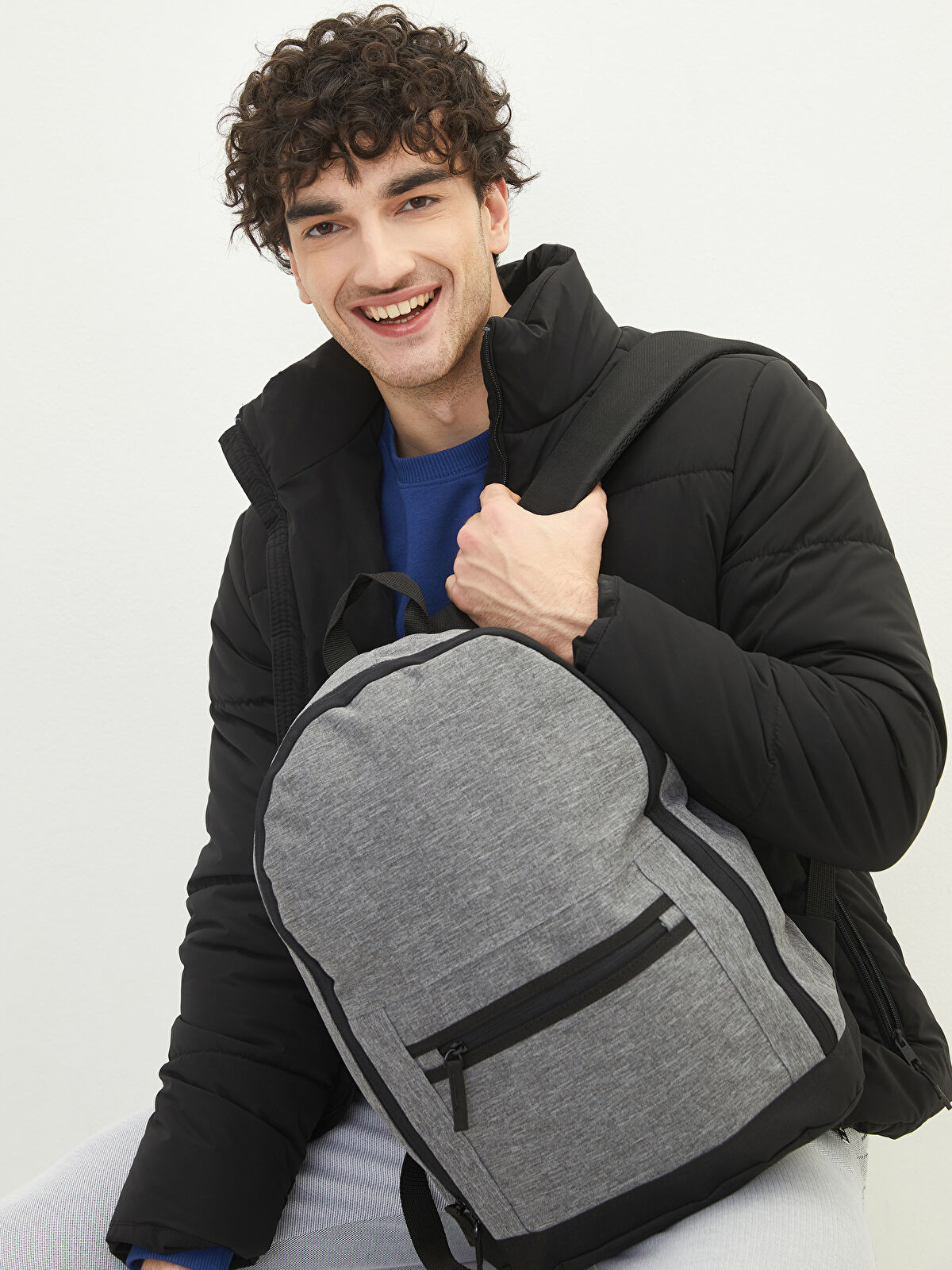 Dokulu Kumaştan Erkek Sırt Çantası