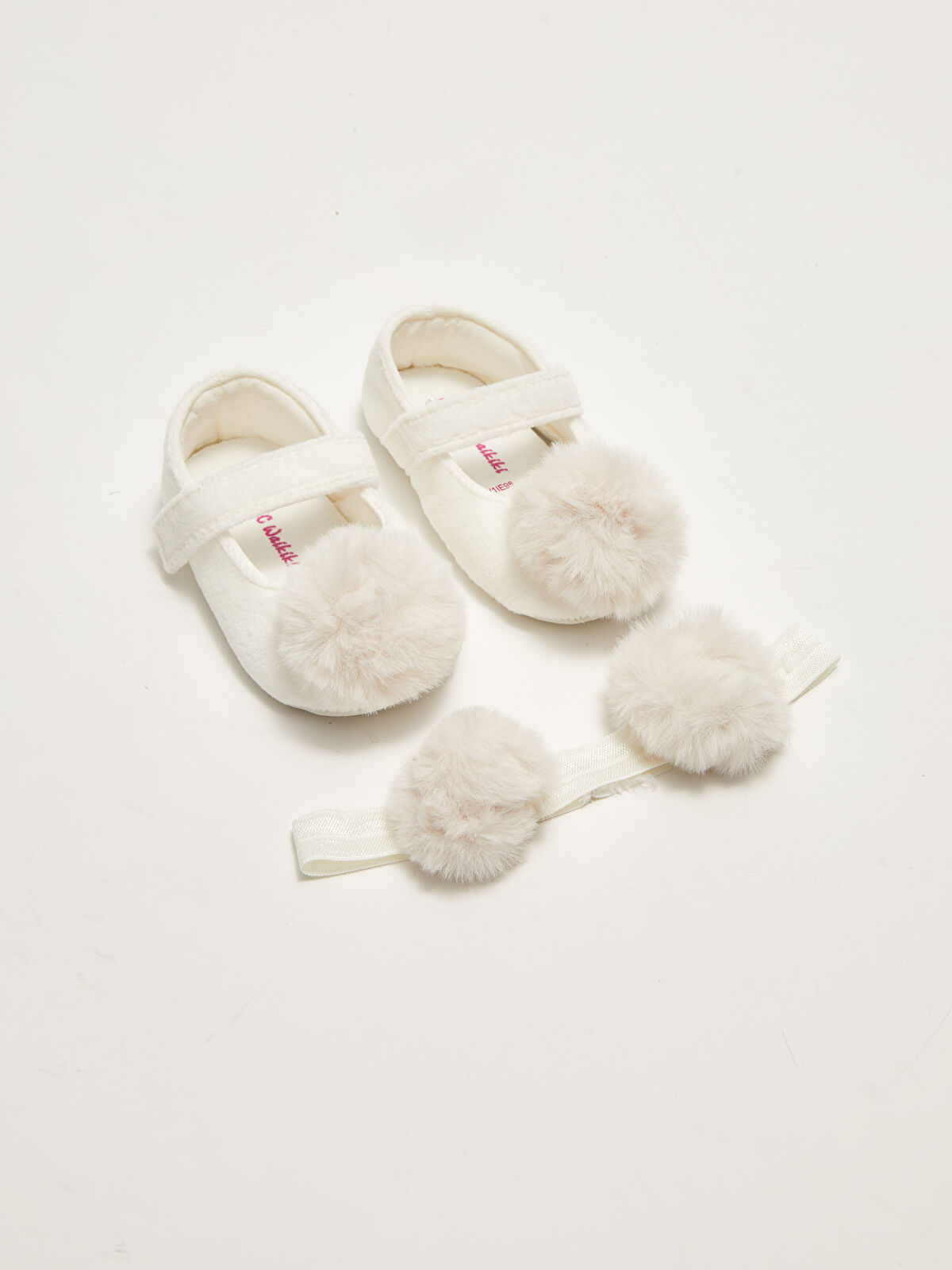 Ponpon Detaylı Kız Bebek Yürüme Öncesi Ayakkabı ve Saç Bandı