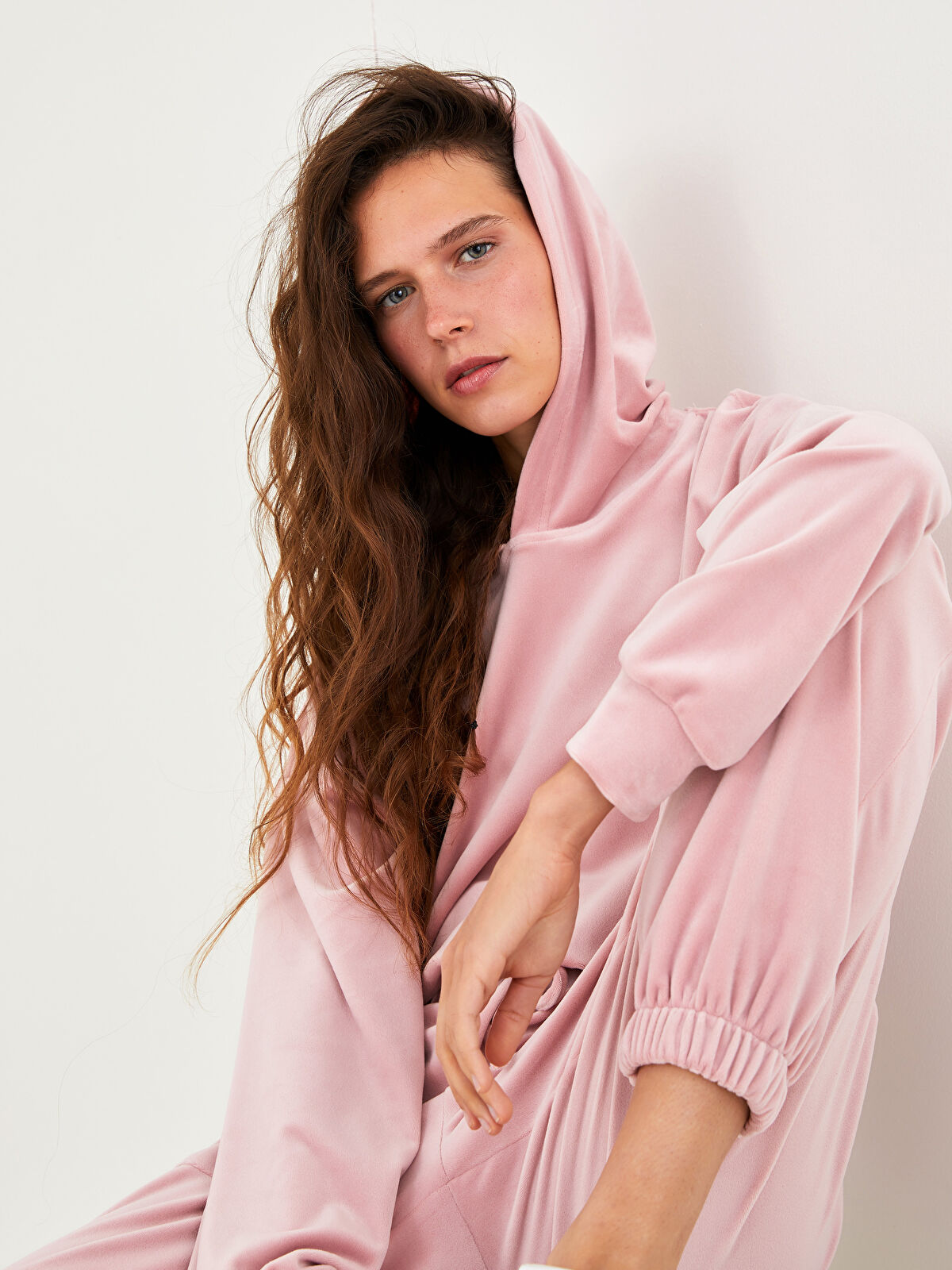 XSIDE Kapüşonlu Düz Uzun Kollu Kadife Kadın Sweatshirt