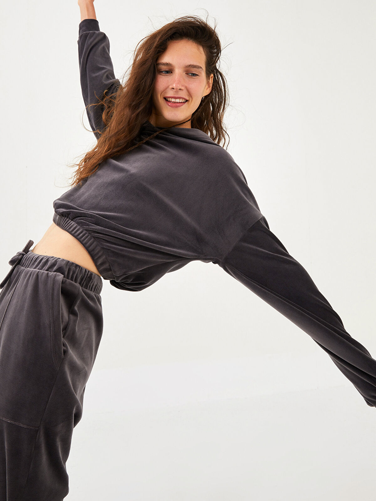 XSIDE Kapüşonlu Düz Uzun Kollu Kadife Kadın Sweatshirt