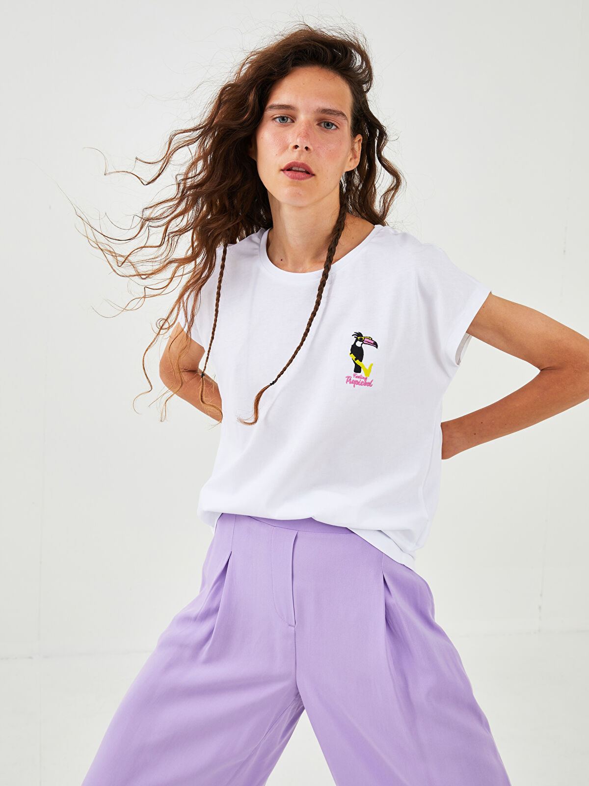 XSIDE Bisiklet Yaka Nakışlı Kısa Kollu Pamuklu Kadın Tişört