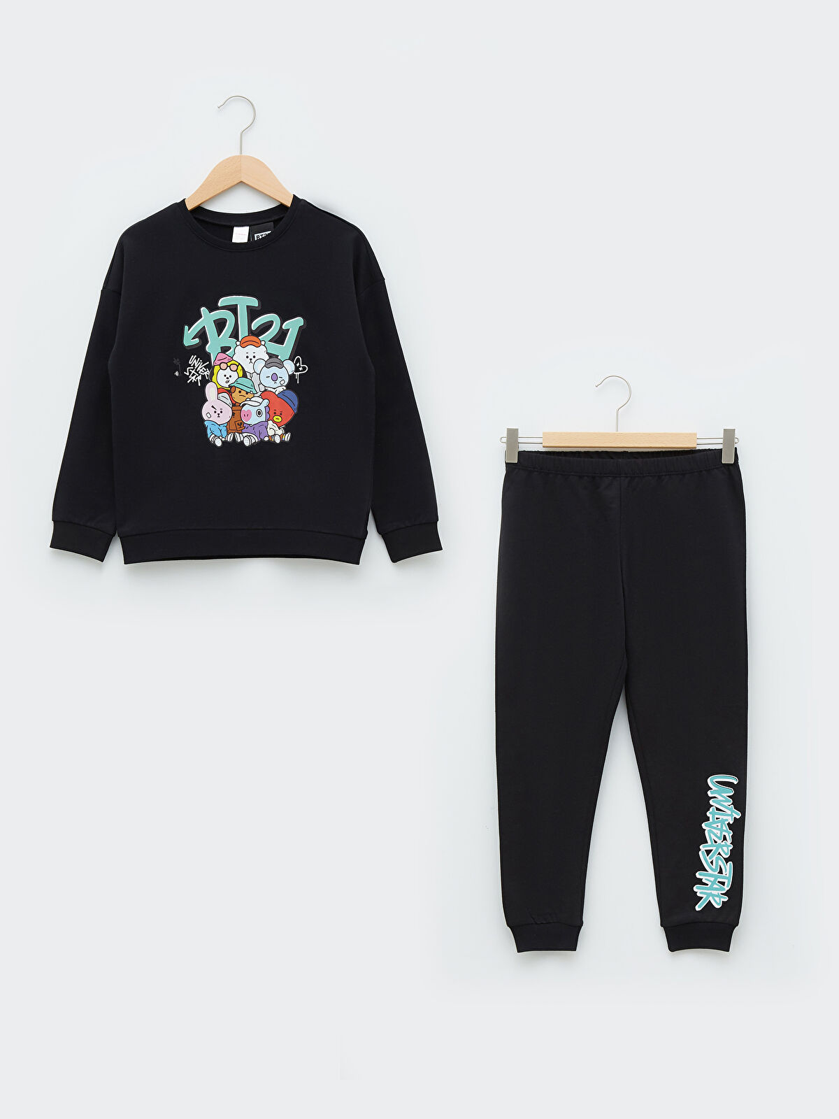 Bisiklet Yaka BT21 Baskılı Uzun Kollu Kız Çocuk Pijama Takımı