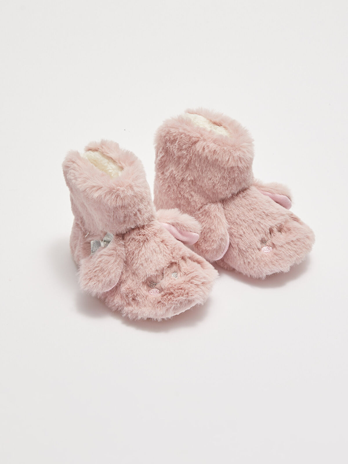 Nakış Detaylı Pelüş Yürüme Öncesi Kız Bebek Ev Botu