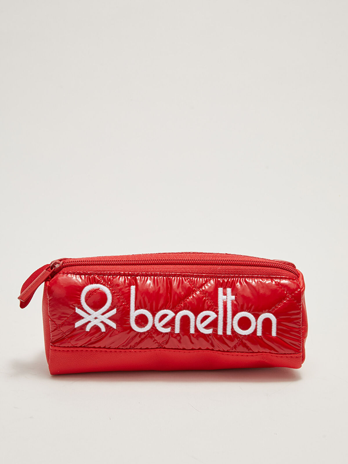 Benetton Tek Bölmeli Kalem Kutusu Benetton Tek Bölmeli Kalem Kutusu