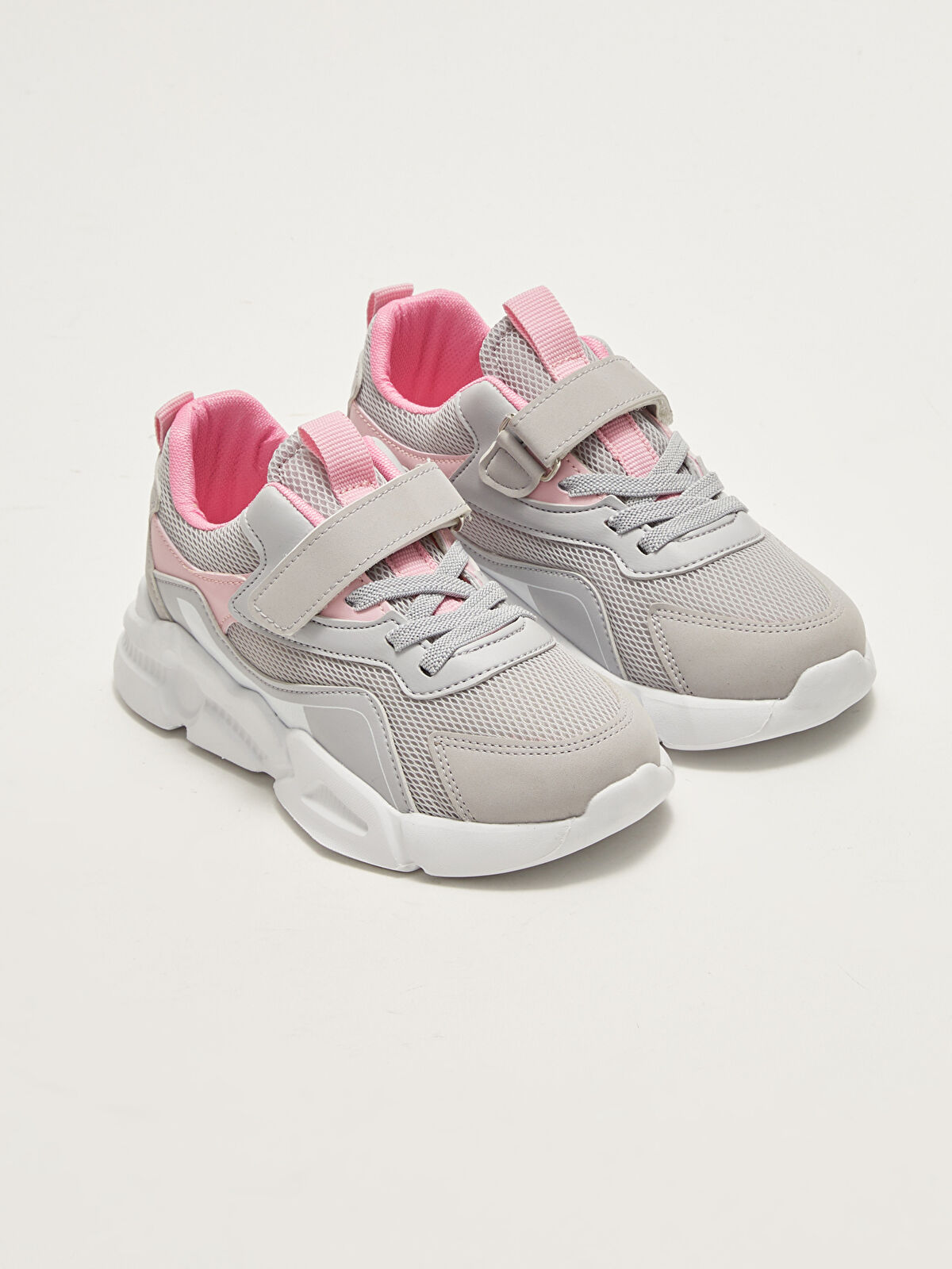 File Detaylı Bağcık ve Cırt Cırtlı Kız Çocuk Aktif Spor Ayakkabı