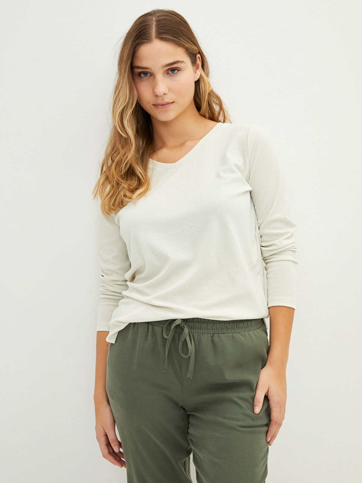 Büyük Beden V Yaka Düz Uzun Kollu Kadın Tişört