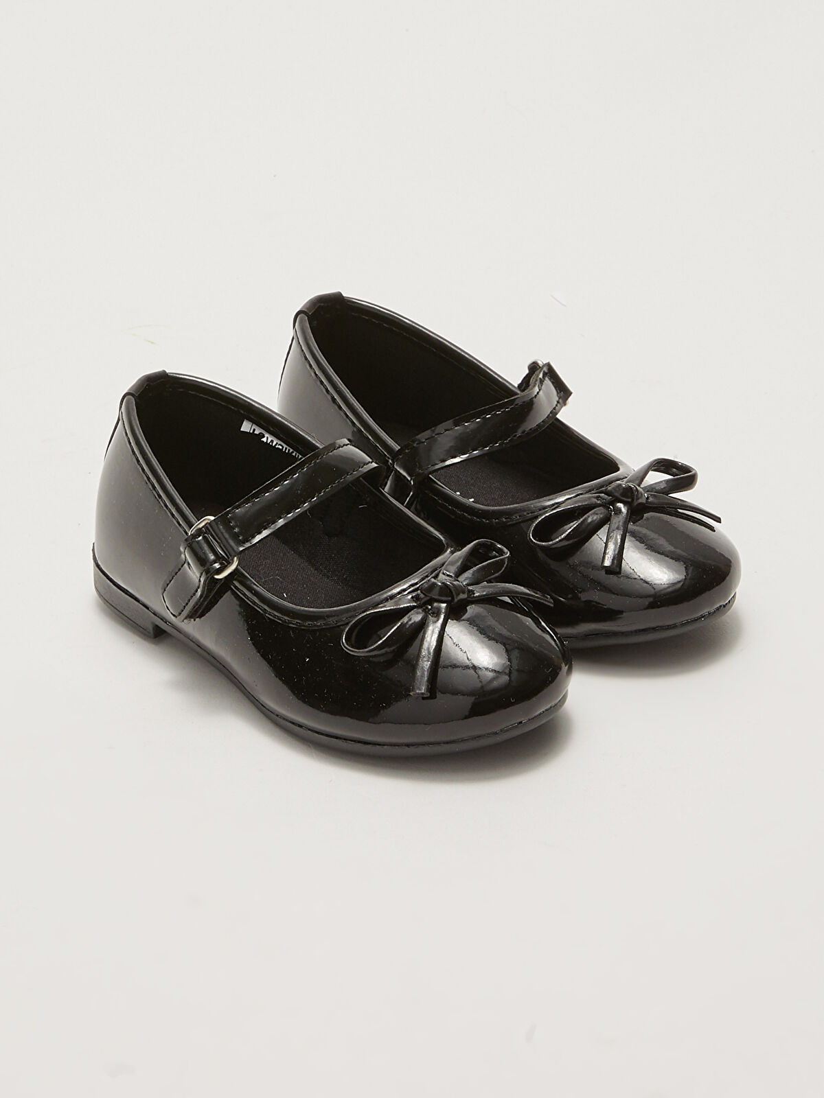 Fiyonk Detaylı Cırt Cırtlı Kız Bebek Babet