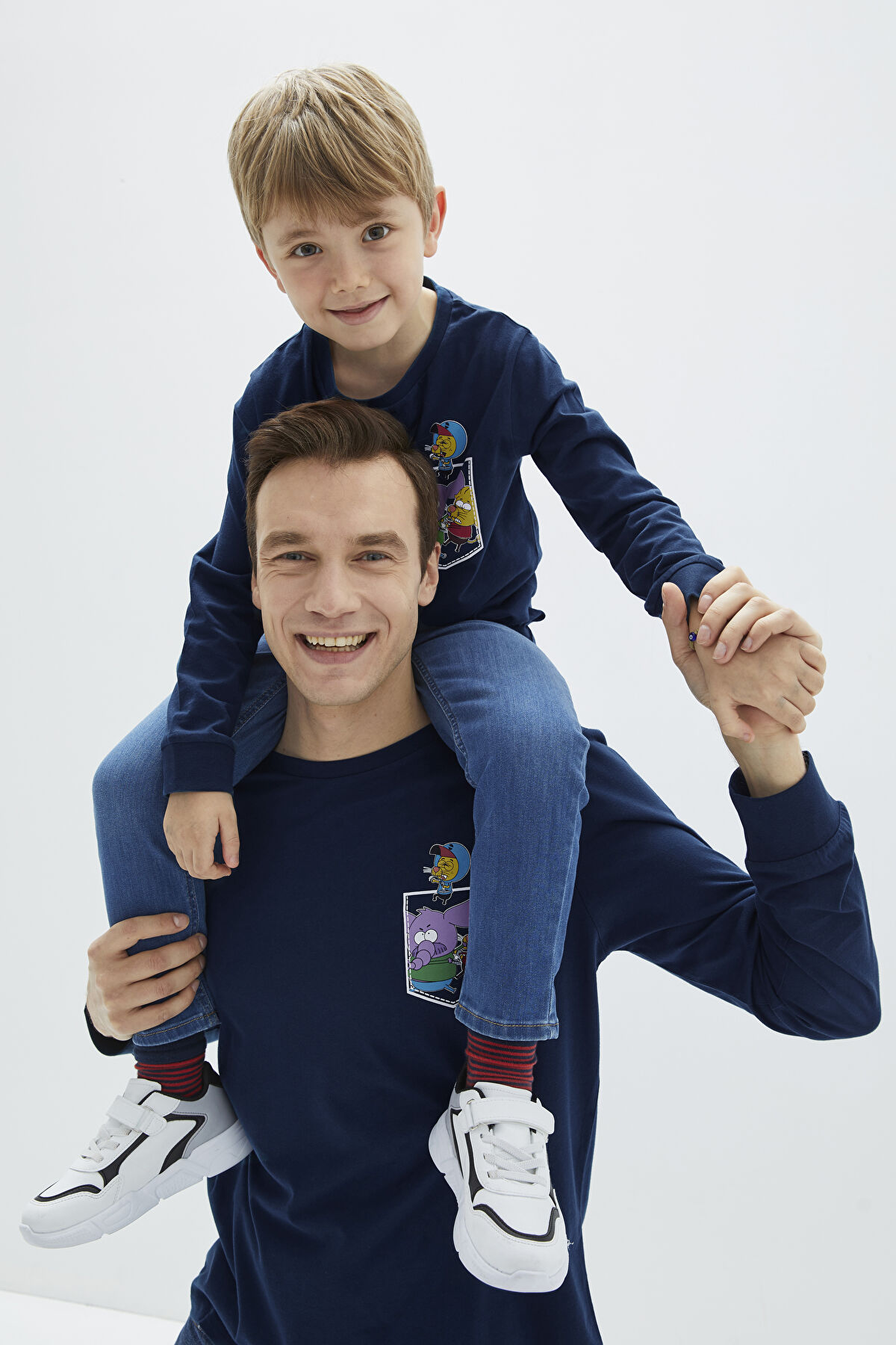 Bisiklet Yaka Kral Şakir Baskılı Uzun Kollu Erkek Çocuk Sweatshirt