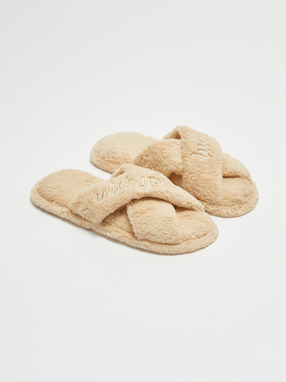 Çapraz Bantlı Kadın Pelüş Ev Terliği