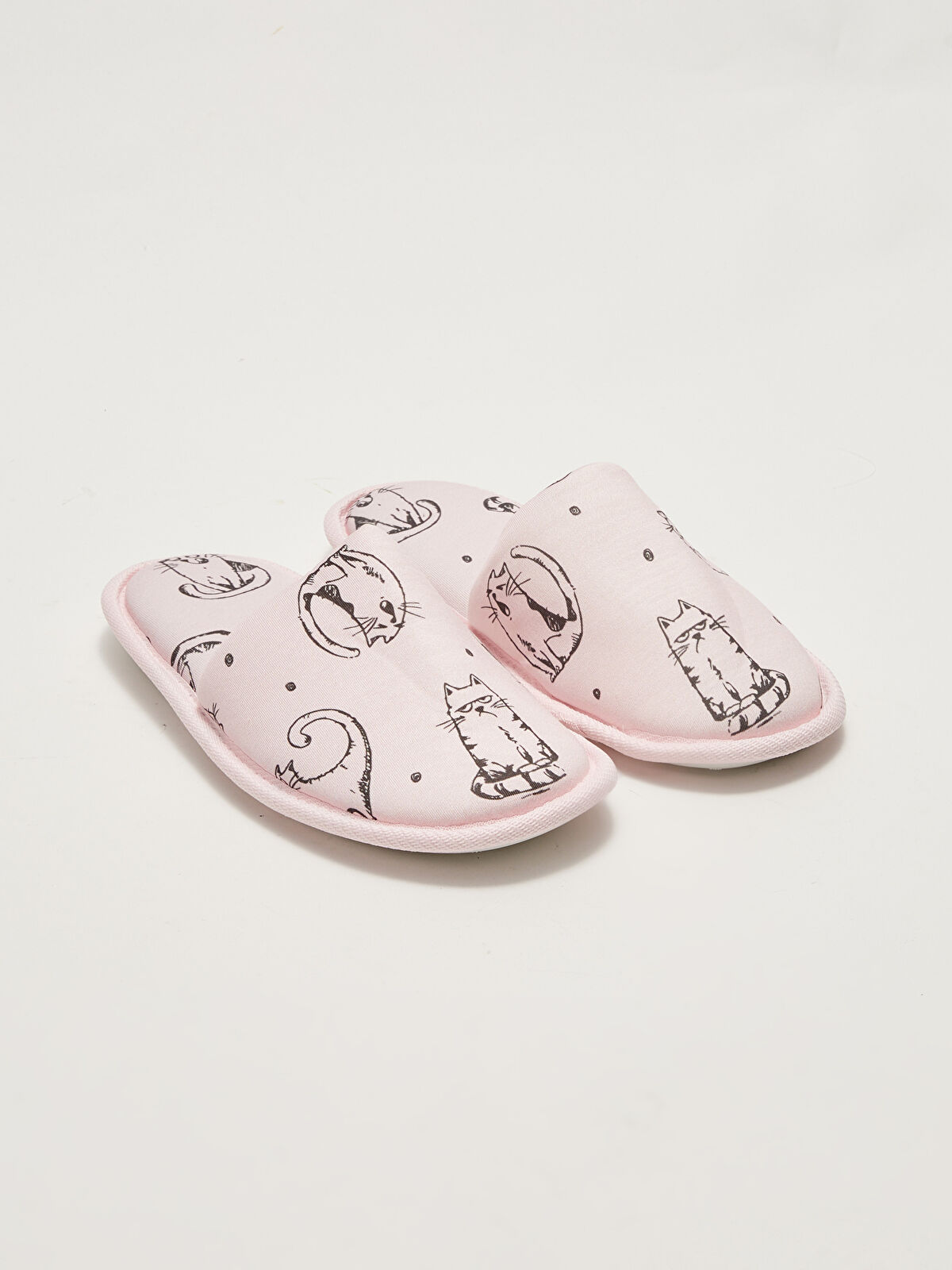 Baskılı Önü Kapalı Kadın Ev Terliği