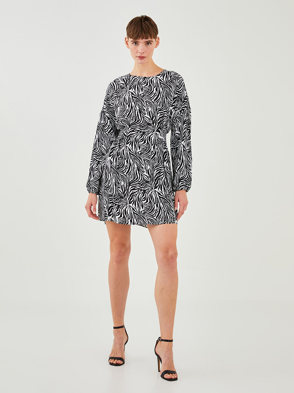 LCW VISION Bisiklet Yaka Desenli Uzun Kollu Maroken Kumaş Kadın Elbise