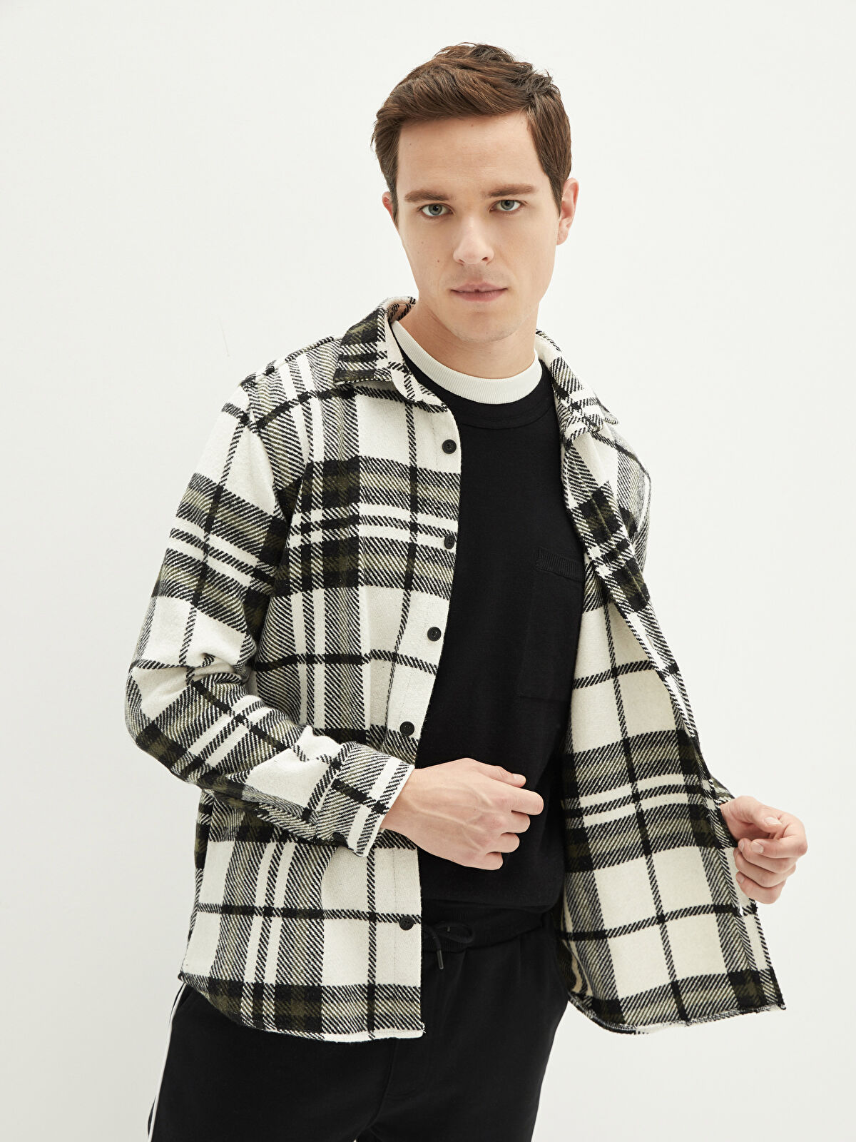 LCW CASUAL Regular Fit Uzun Kollu Ekose Gabardin Erkek Gömlek Ceket