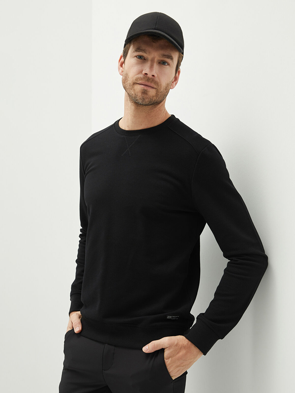 LCW BASIC Bisiklet Yaka Basic Uzun Kollu Erkek Sweatshirt