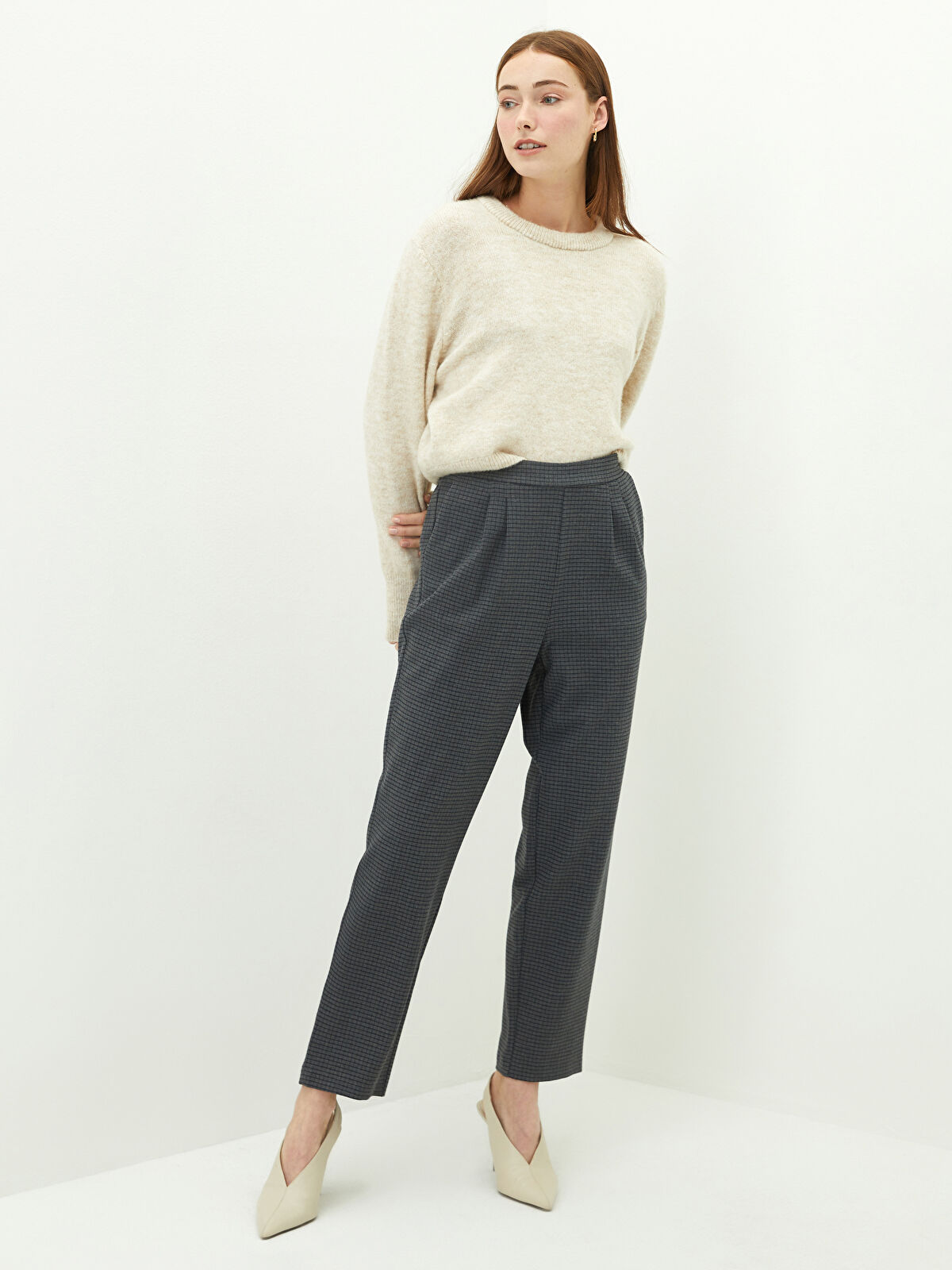 LCW VISION Beli Lastikli Kareli Rahat Kalıp Cep Detaylı Kadın Pantolon