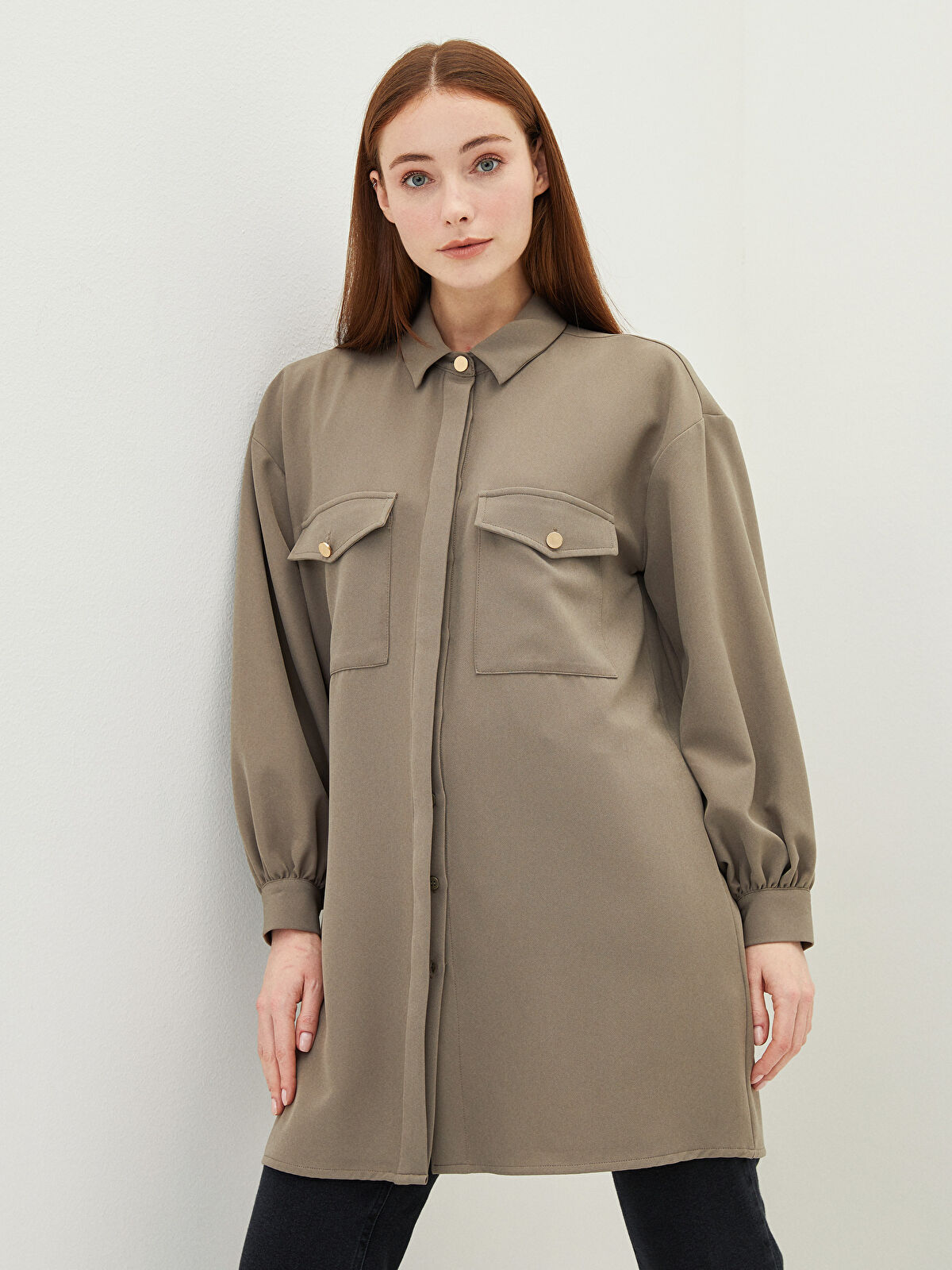 MODEST Gömlek Yaka Cep Detaylı Uzun Kollu Oversize Dobby Kumaş Kadın Tunik MODEST Gömlek Yaka Cep Detaylı Uzun Kollu Oversize Dobby Kumaş Kadın Tunik