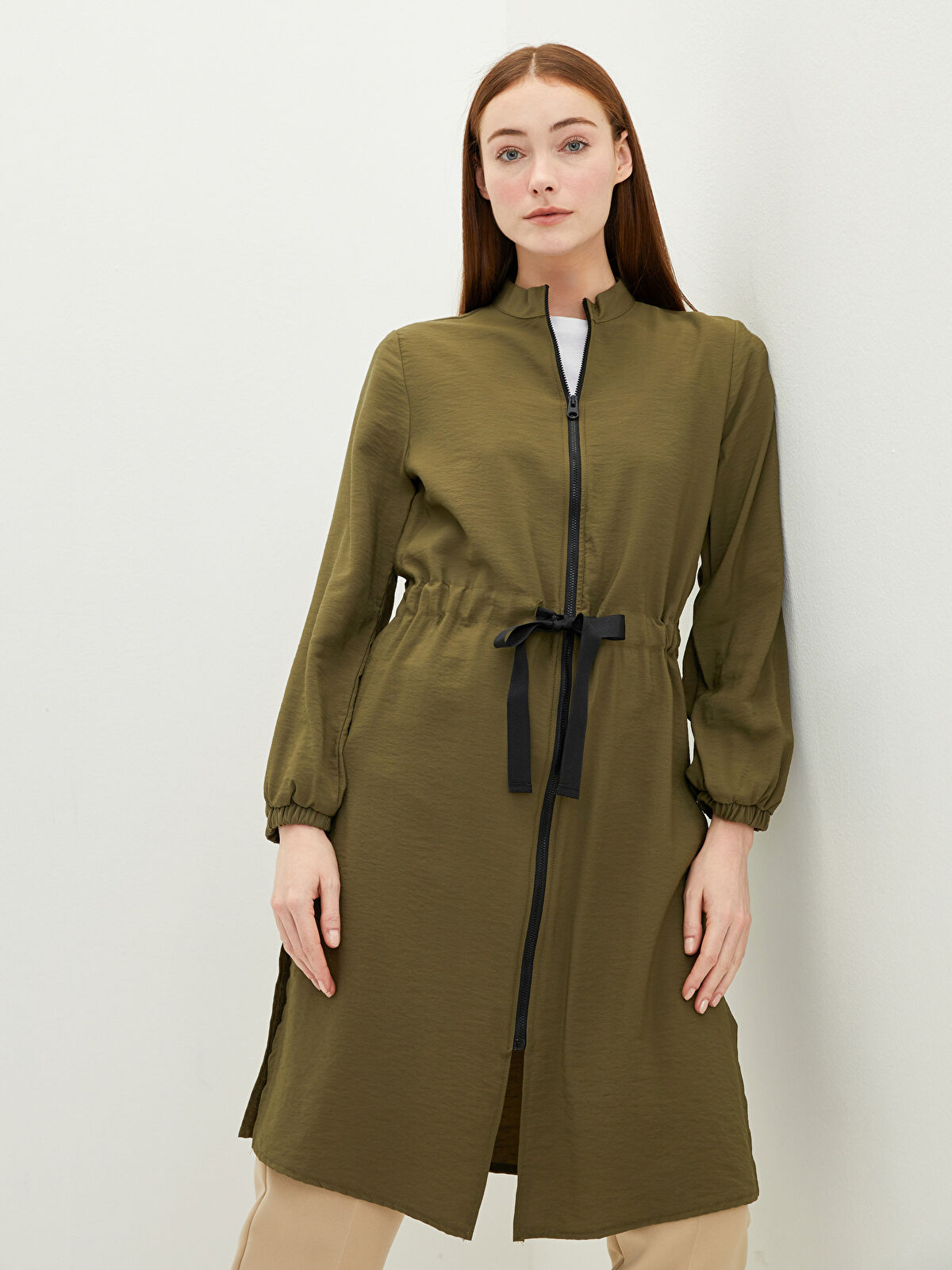 MODEST Dik Yaka Düz Bağlama Detaylı Uzun Kollu Gabardin Kumaş Kadın Tunik