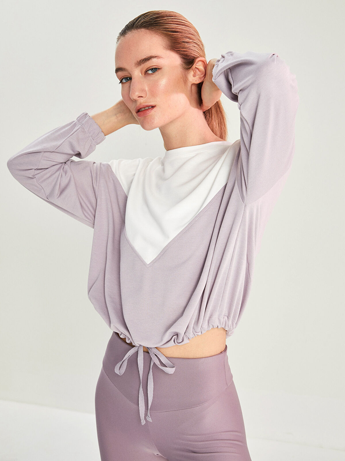 LCW ACTIVE Bisiklet Yaka Renk Bloklu Uzun Kollu Kadın Sweatshirt