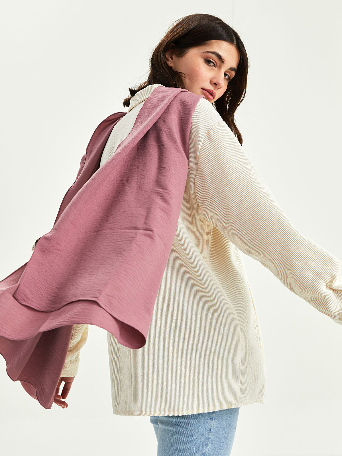 Kadın Cazz Şal Kadın Cazz Şal