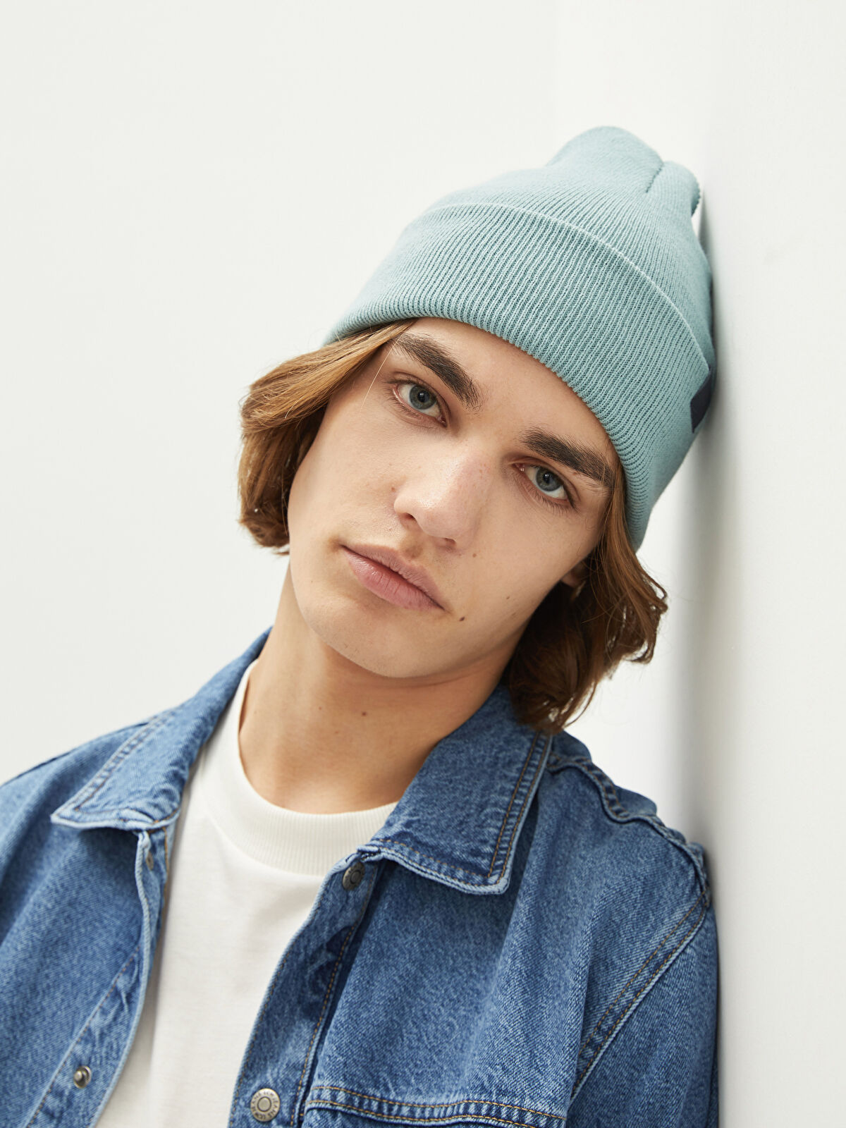 Etiket Detaylı Erkek Triko Bere