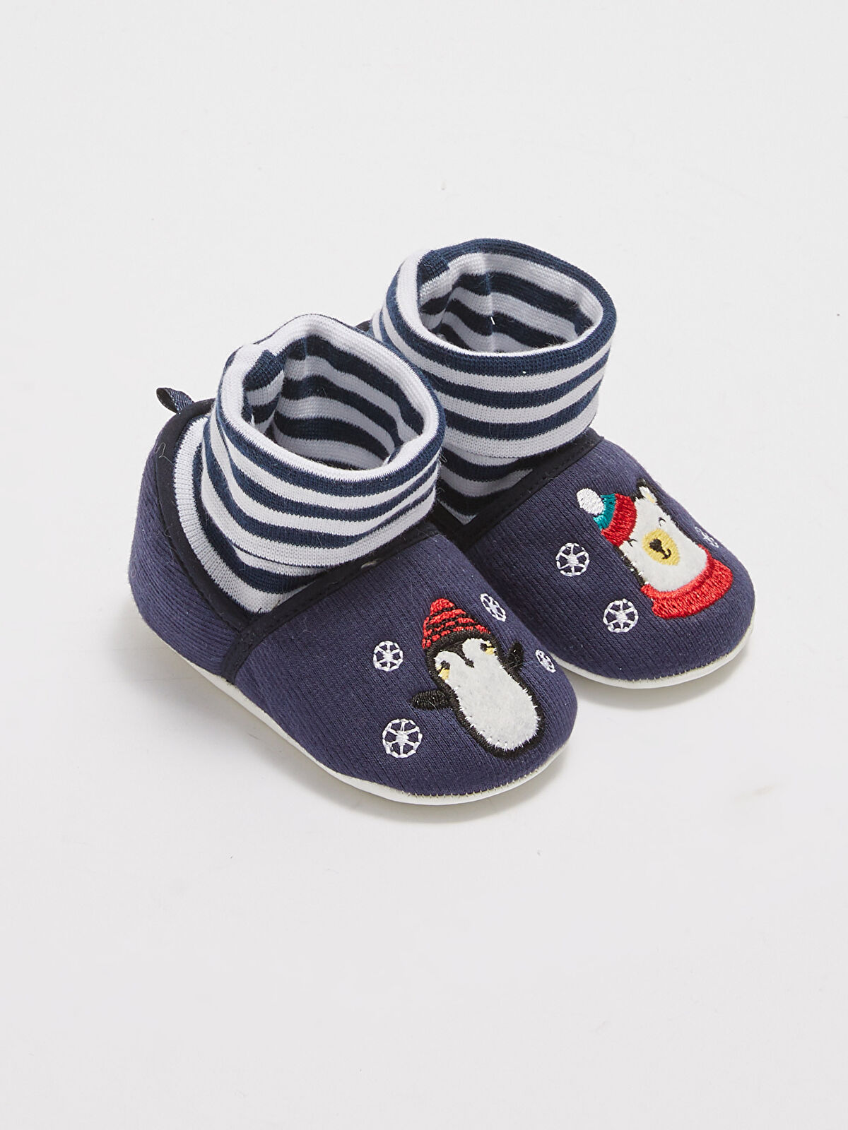 Nakış Detaylı Çoraplı Erkek Bebek Yürüme Öncesi Ayakkabı