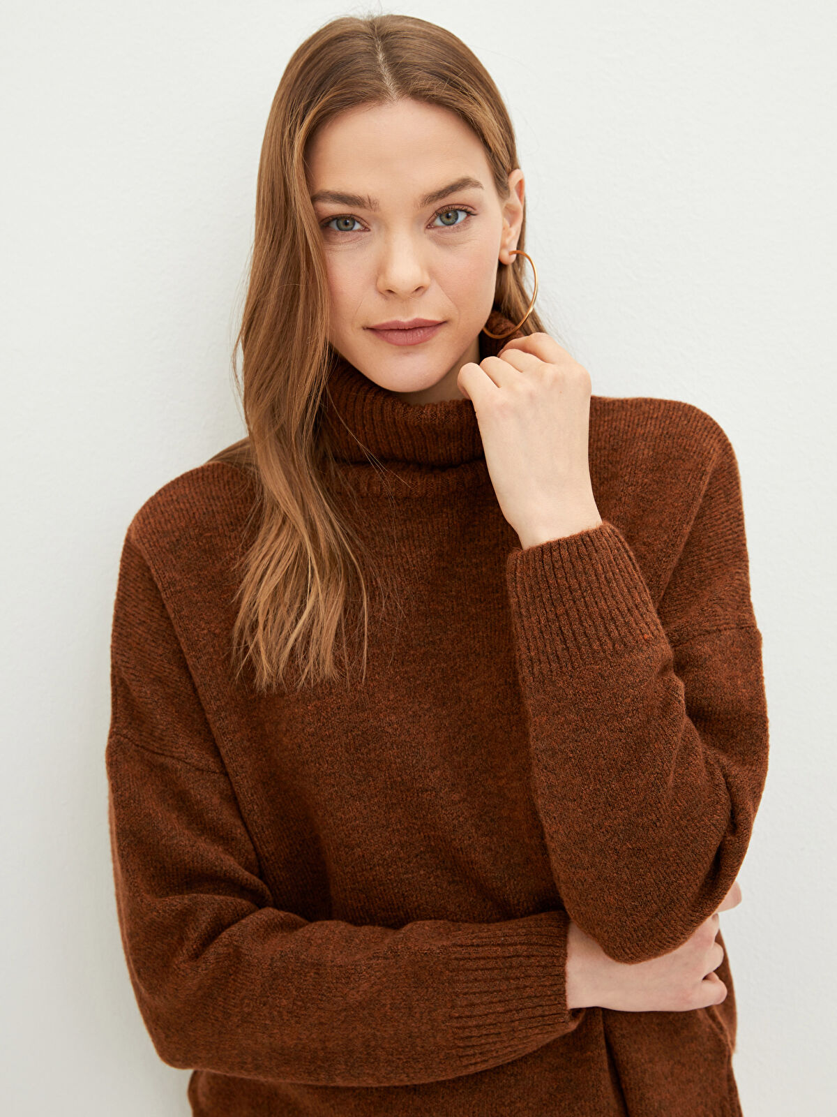 LCW BASIC Balıkçı Yaka Düz Uzun Kollu Oversize Kadın Triko Kazak