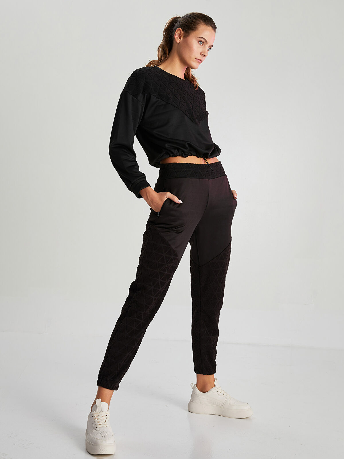 LCW ACTIVE Beli Lastikli Kendinden Desenli Polar Kadın Jogger Eşofman Altı