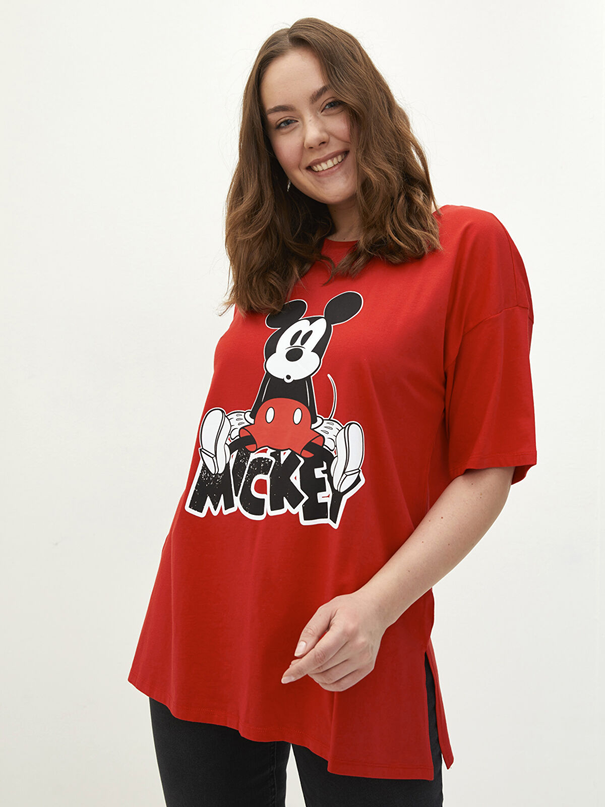 Büyük Beden Bisiklet Yaka Mickey Mouse Baskılı Kısa Kollu Pamuklu Kadın Tişört