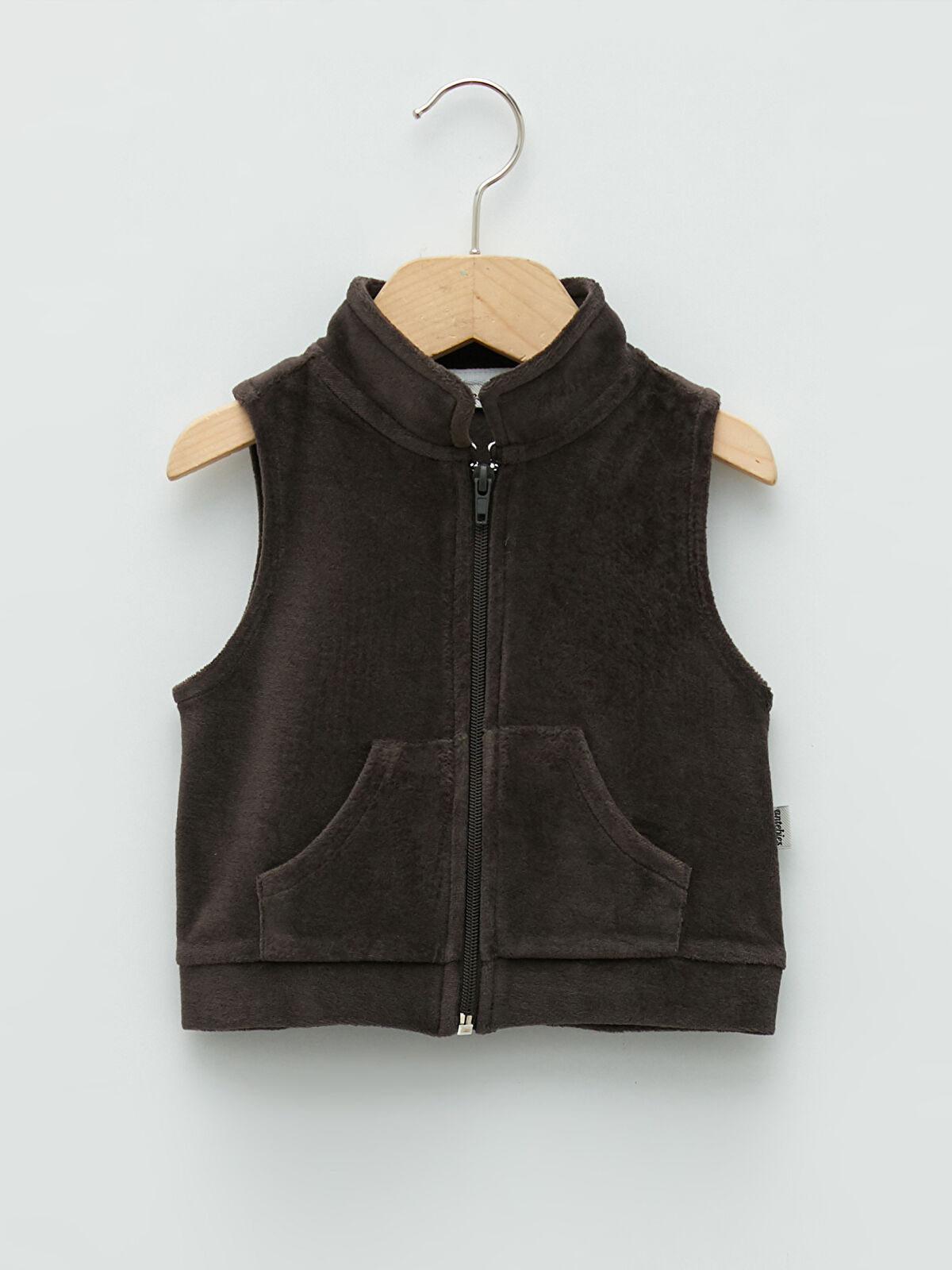 Antebies Dik Yaka Organik Pamuklu Kadife Erkek Bebek Fermuarlı Yelek Antebies Dik Yaka Organik Pamuklu Kadife Erkek Bebek Fermuarlı Yelek