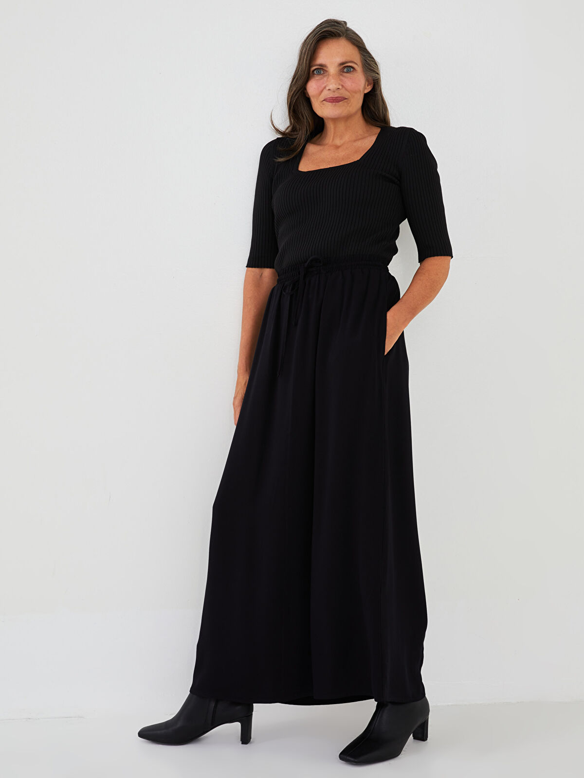 LCW GRACE Beli Lastikli Düz A Kesim Belmando Kumaş Kadın Etek